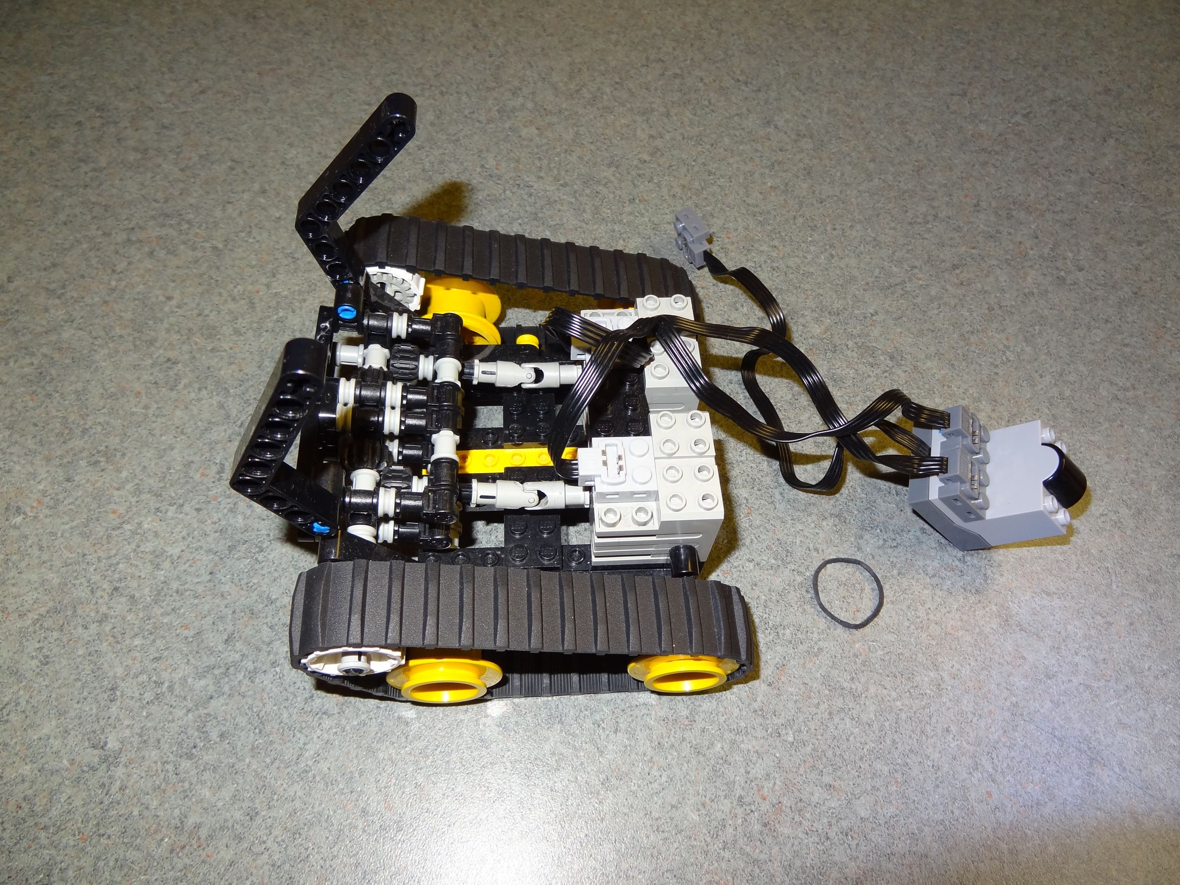 Lego RC Track Rover - Instructables