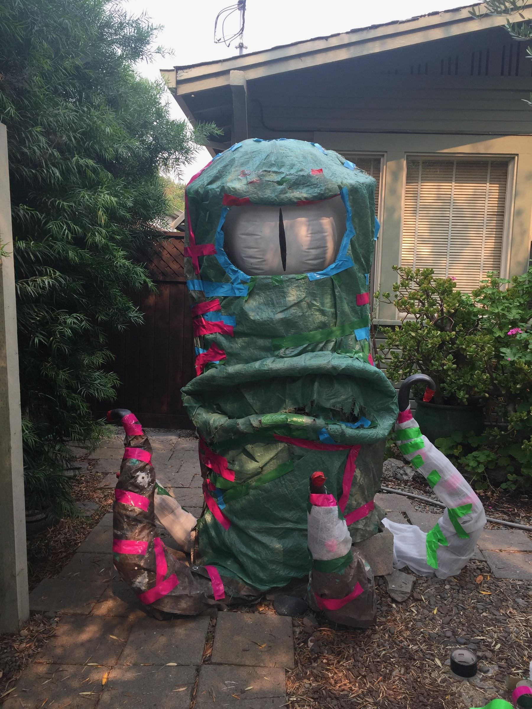 Kang From the Simpsons Yard Decoration : 7 Steps (with Pictures ...