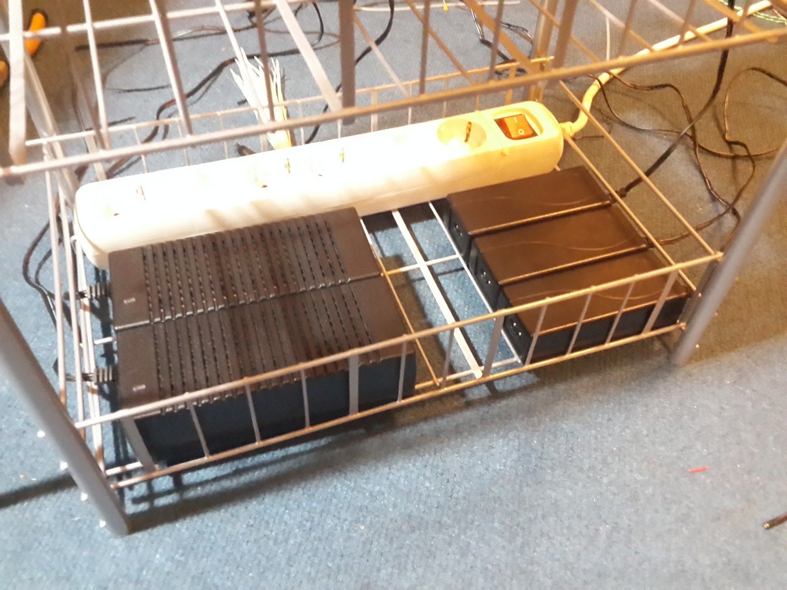 Build Your Own Portable Bitcoin Mining Rig / Battlestation : 5 Steps ...