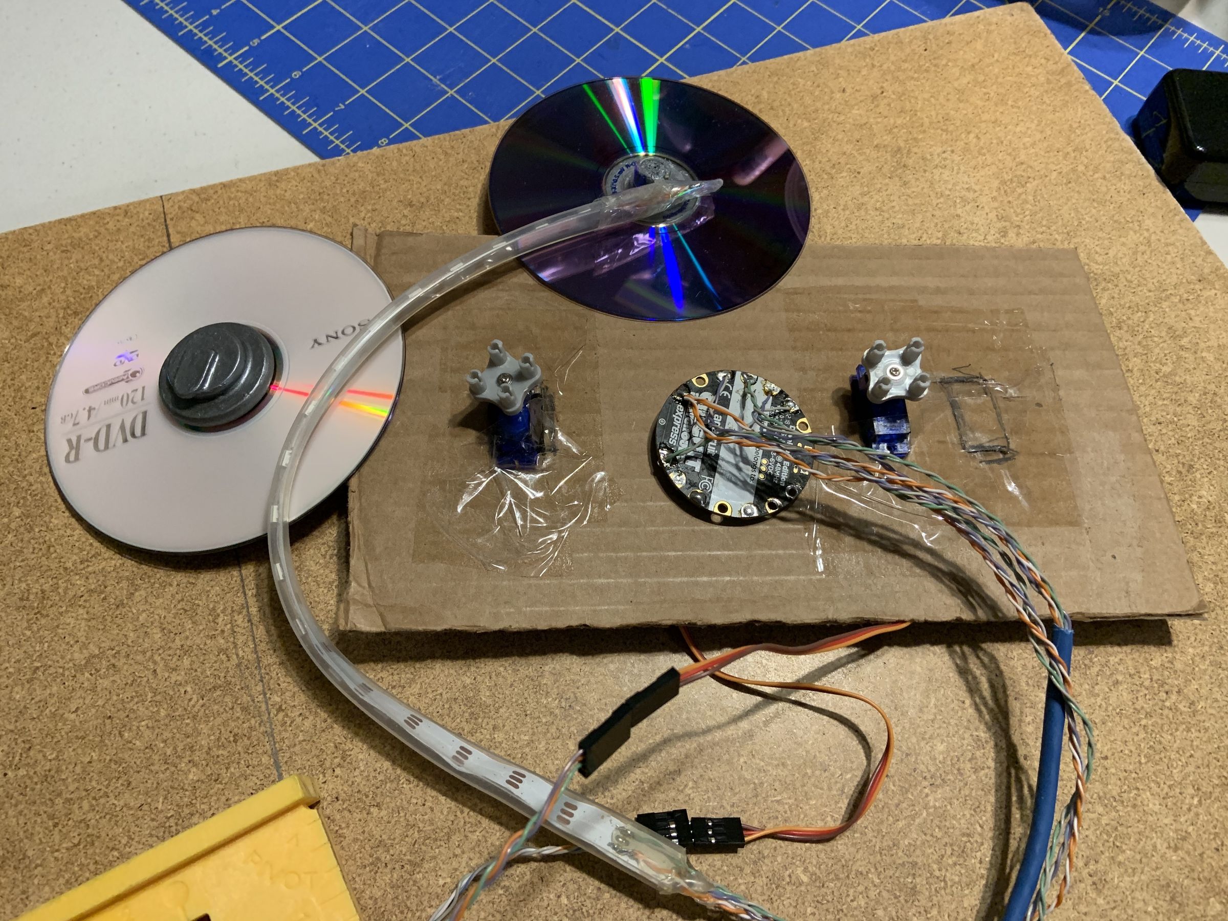 Retro Mainframe Computer Digital to Analog Shelf : 3 Steps - Instructables