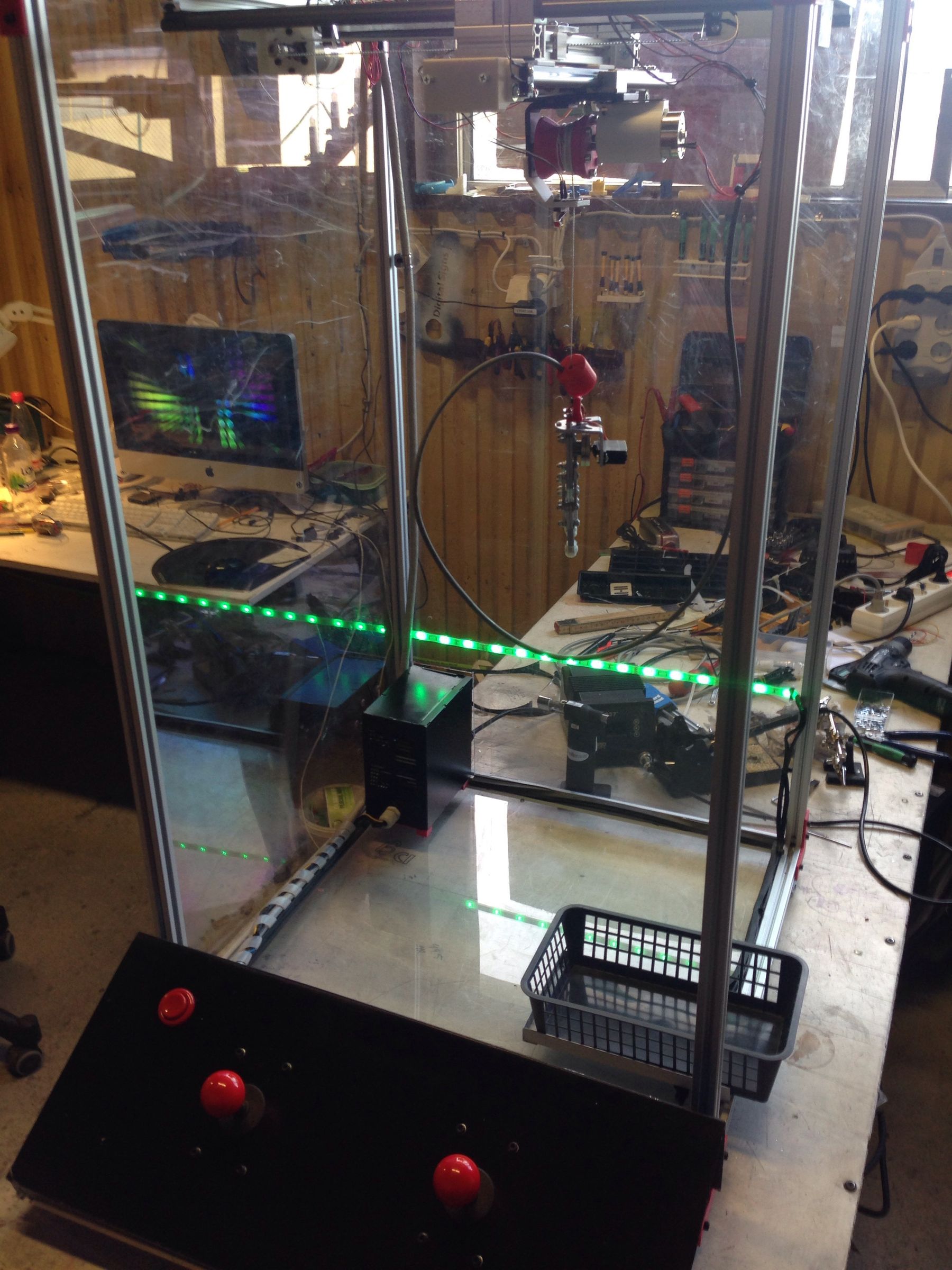 Crane Game W/ Arduino : 5 Steps (with Pictures) - Instructables