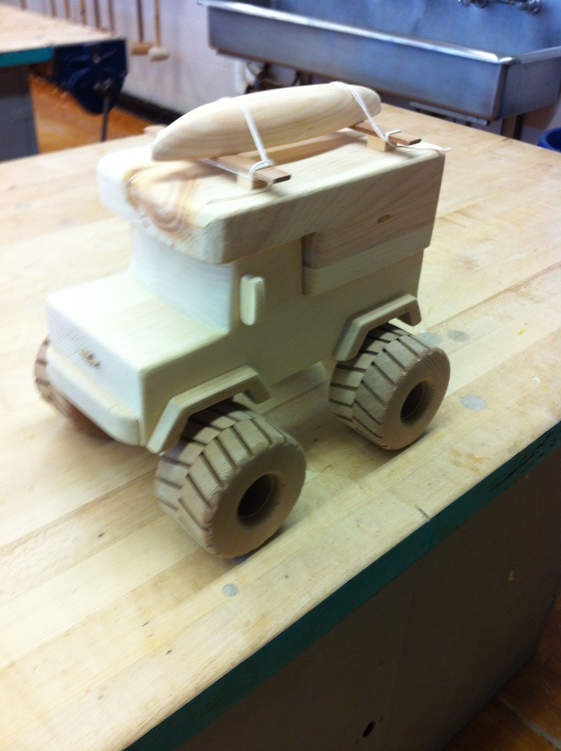 Monster Truck : 4 Steps (with Pictures) - Instructables