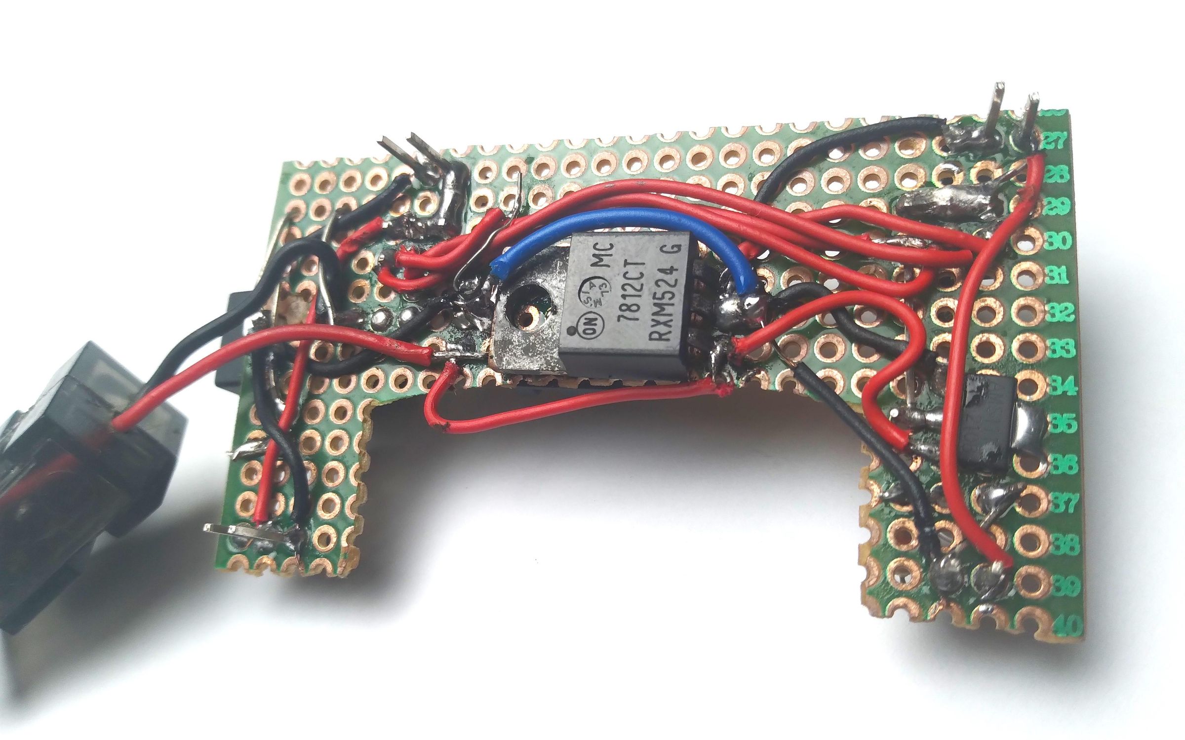 DIY Cheap and Simple Breadboard Power Supply : 5 Steps - Instructables