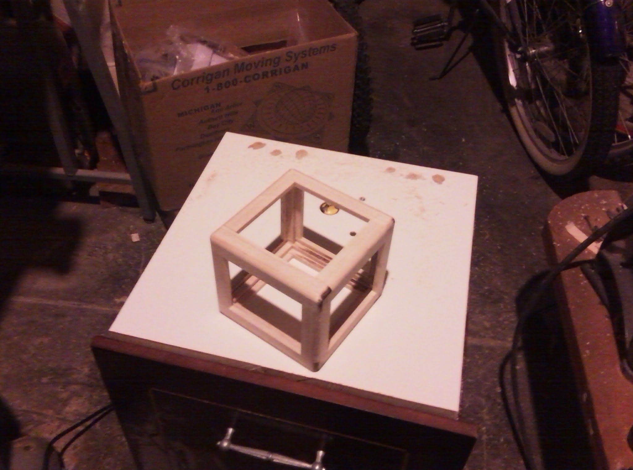 Wooden Cube Frame : 9 Steps (with Pictures) - Instructables