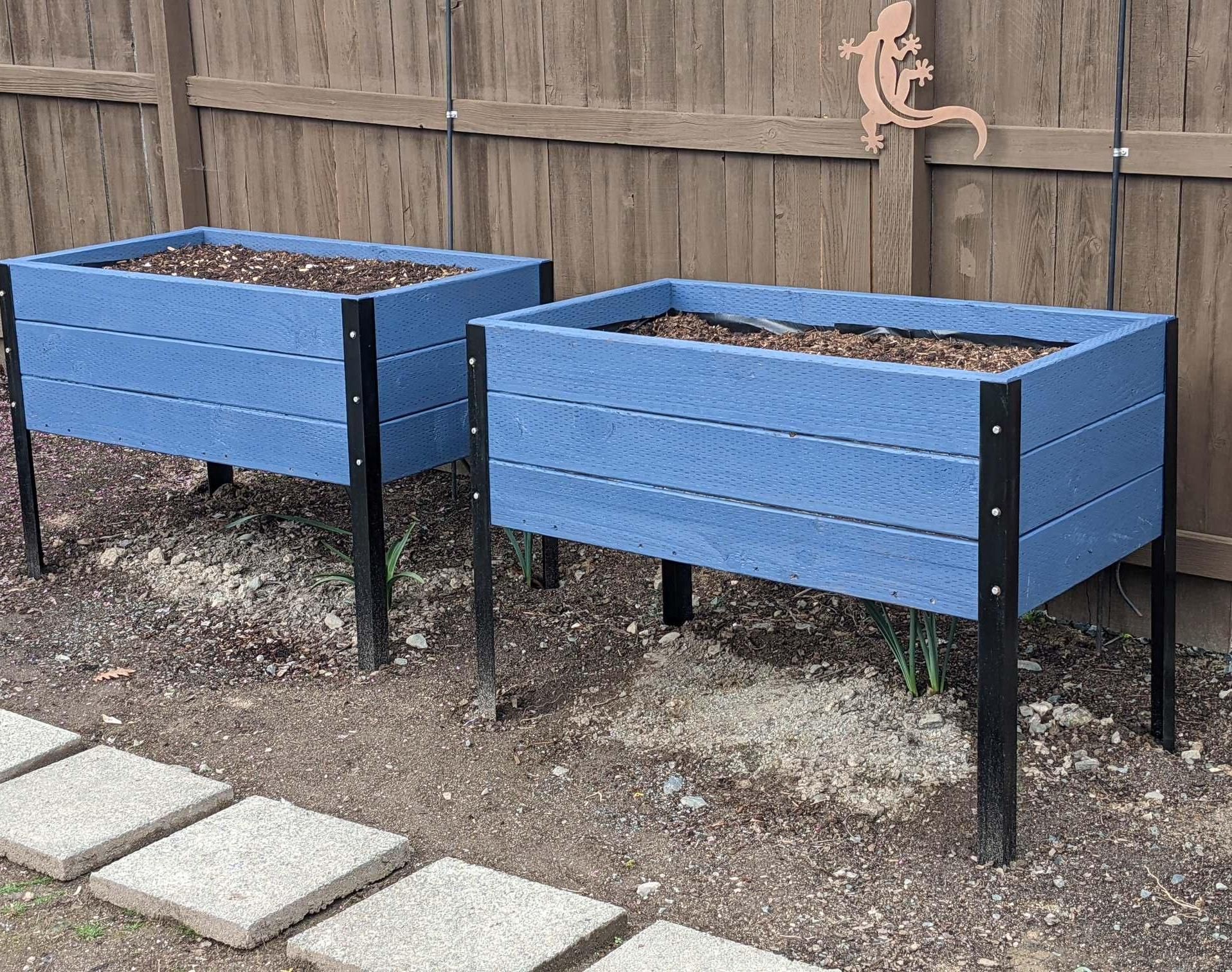 Raised Outdoor Planter Boxes : 13 Steps (with Pictures) - Instructables
