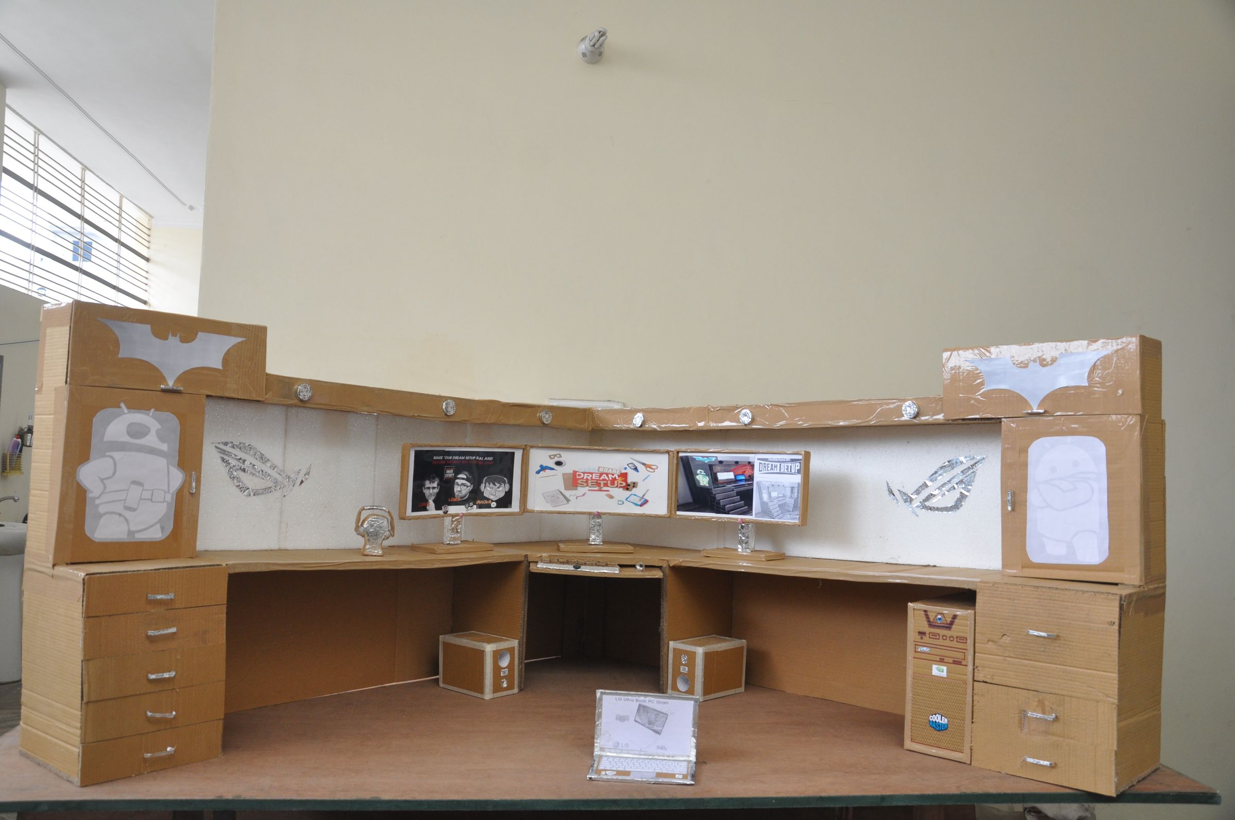 Cardboad Computer Desk : 5 Steps (with Pictures) - Instructables