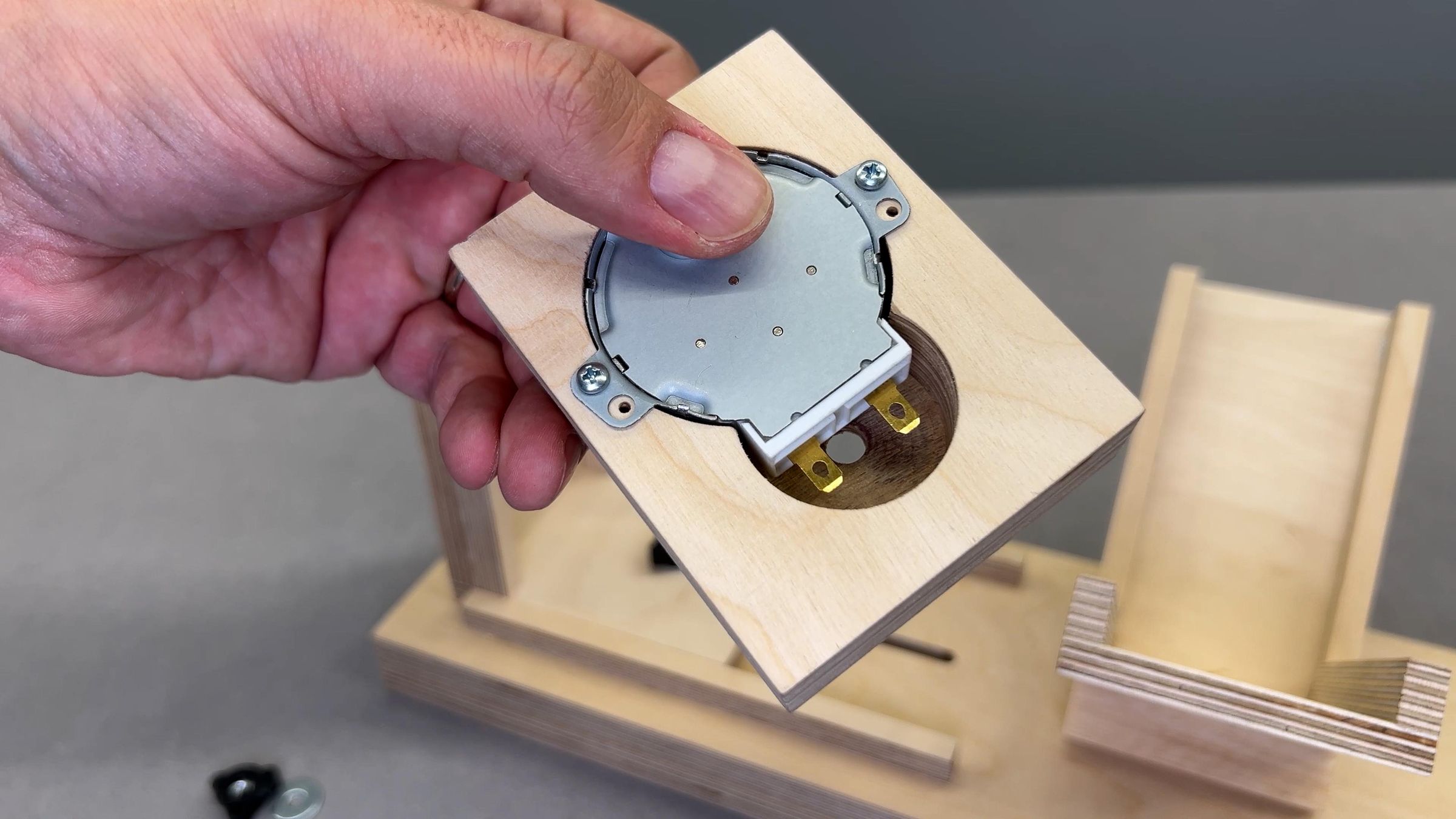 DIY Automated Glass Bottle Cutter : 25 Steps (with Pictures ...