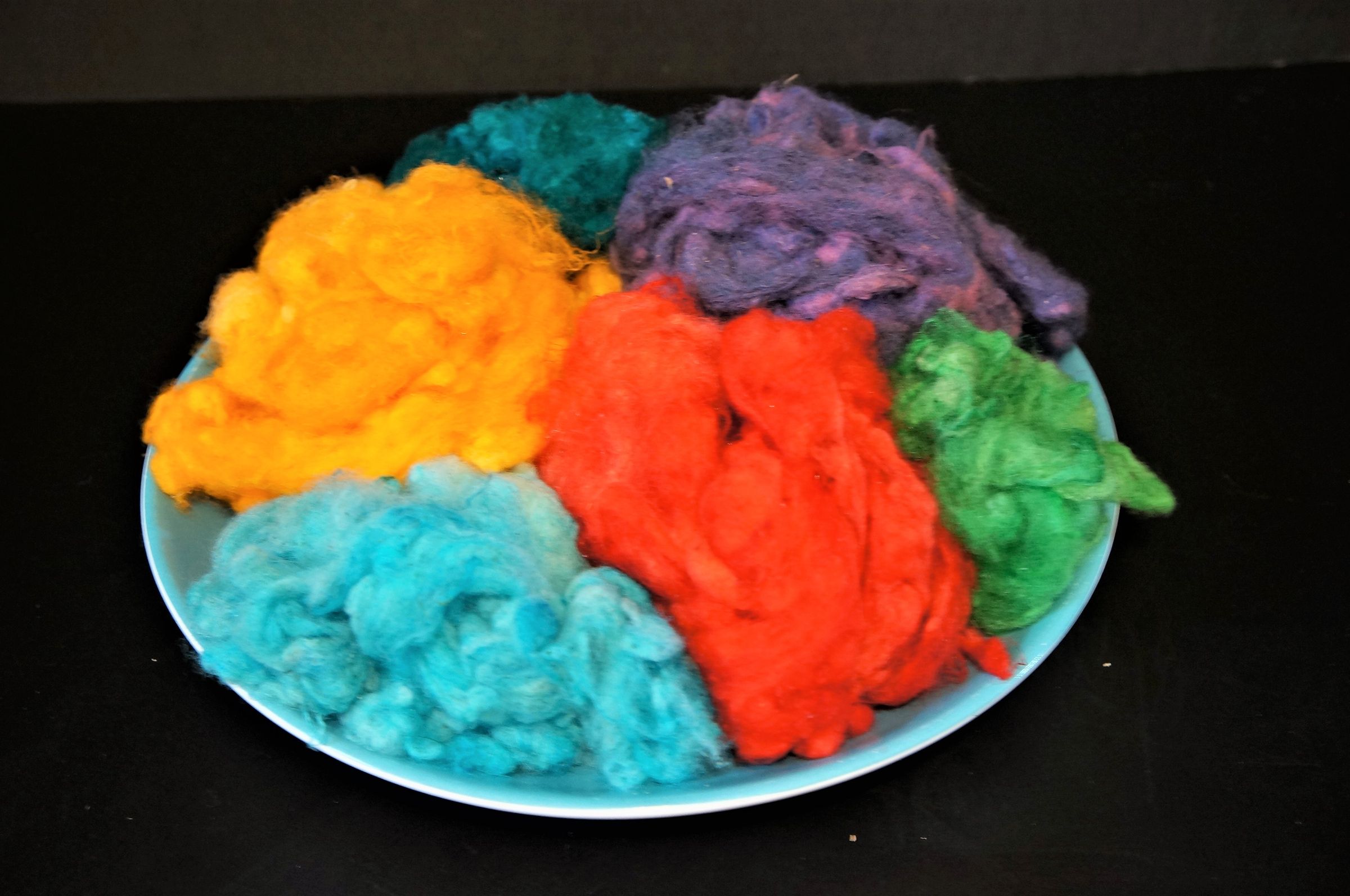 How to Process Card and Dye Raw Wool : 12 Steps (with Pictures ...