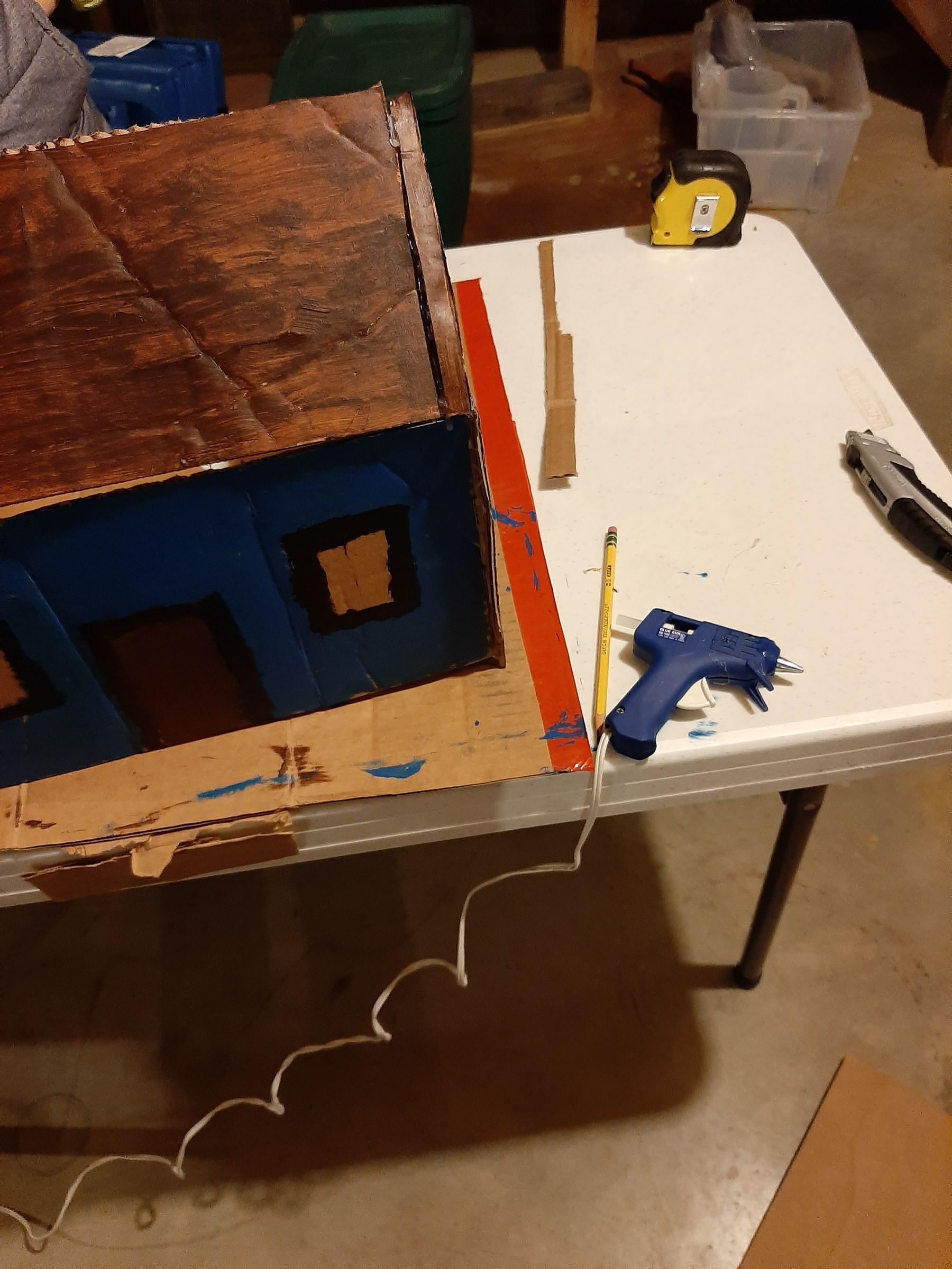 Hot Glue Cardboard House : 5 Steps - Instructables