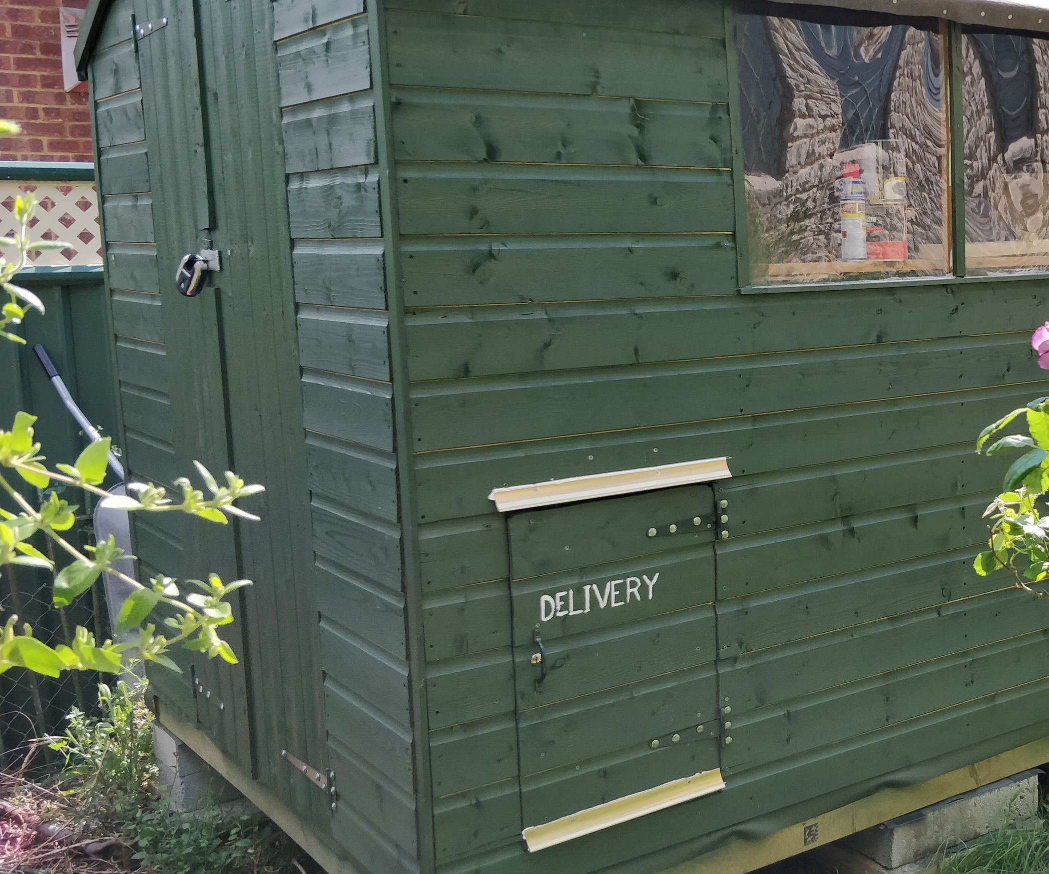 Secure Intenet Delivery Cabinet : 3 Steps - Instructables