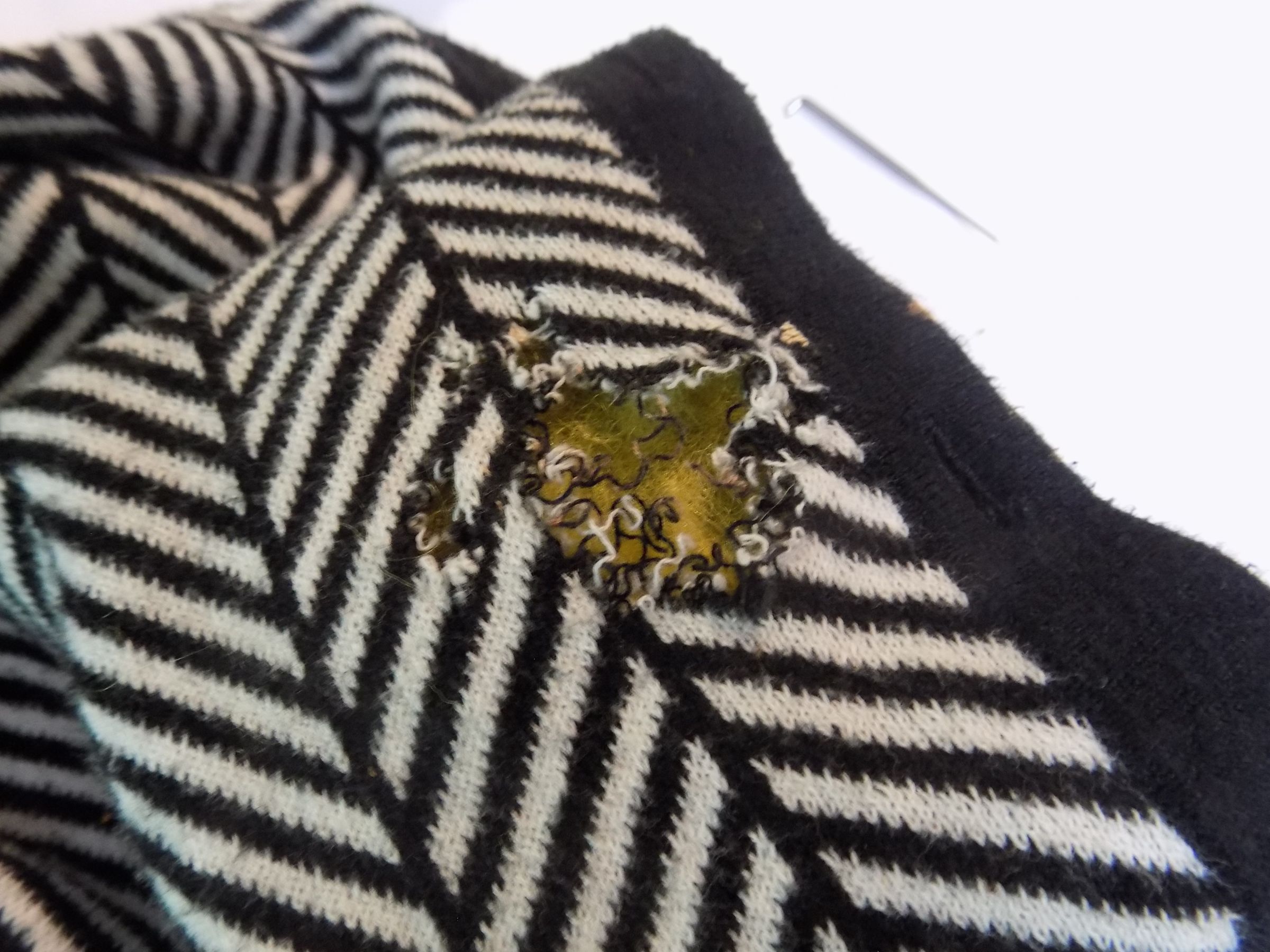 Patch a Hole With Needle Felting : 8 Steps (with Pictures) - Instructables