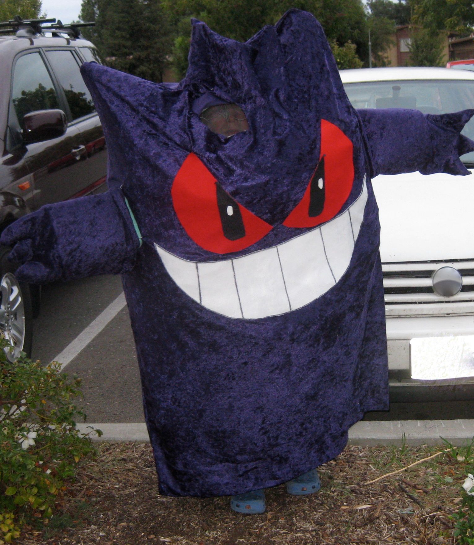 Gengar Pokemon Costume : 11 Steps (with Pictures) - Instructables