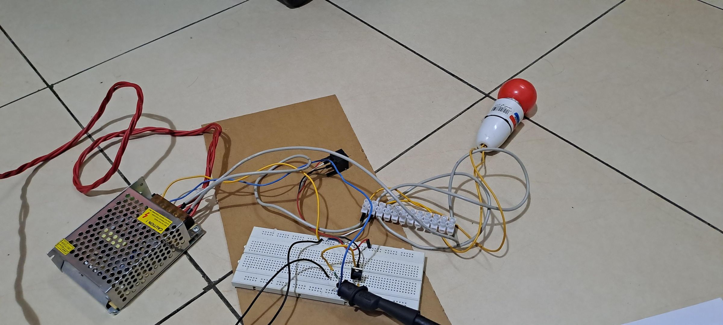 Simple Circuit With One Mosfet to Control Lamp Using Proximity Switch ...