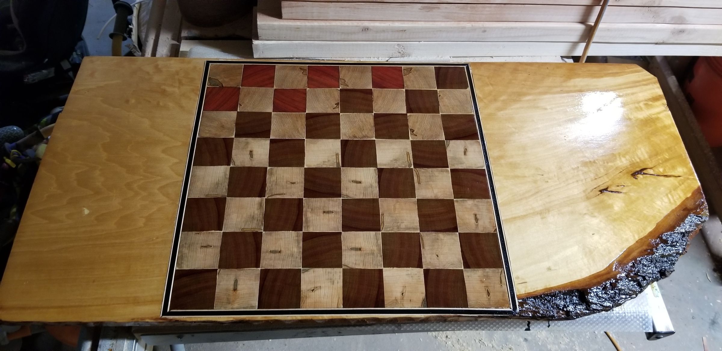 Live Edge Chessboard : 8 Steps - Instructables