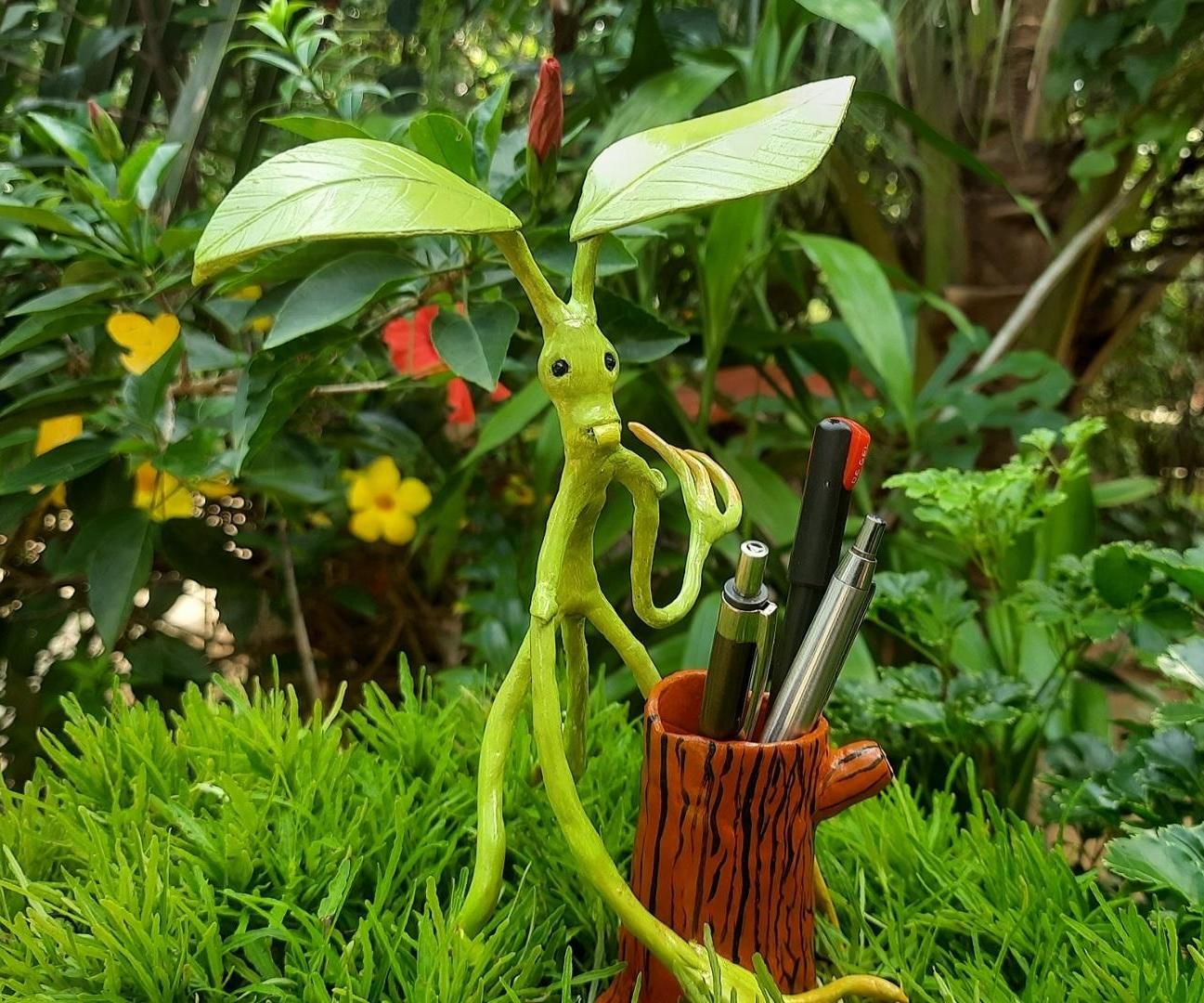 Sculpting Pickett the Bowtruckle Pen Stand : 9 Steps (with Pictures ...