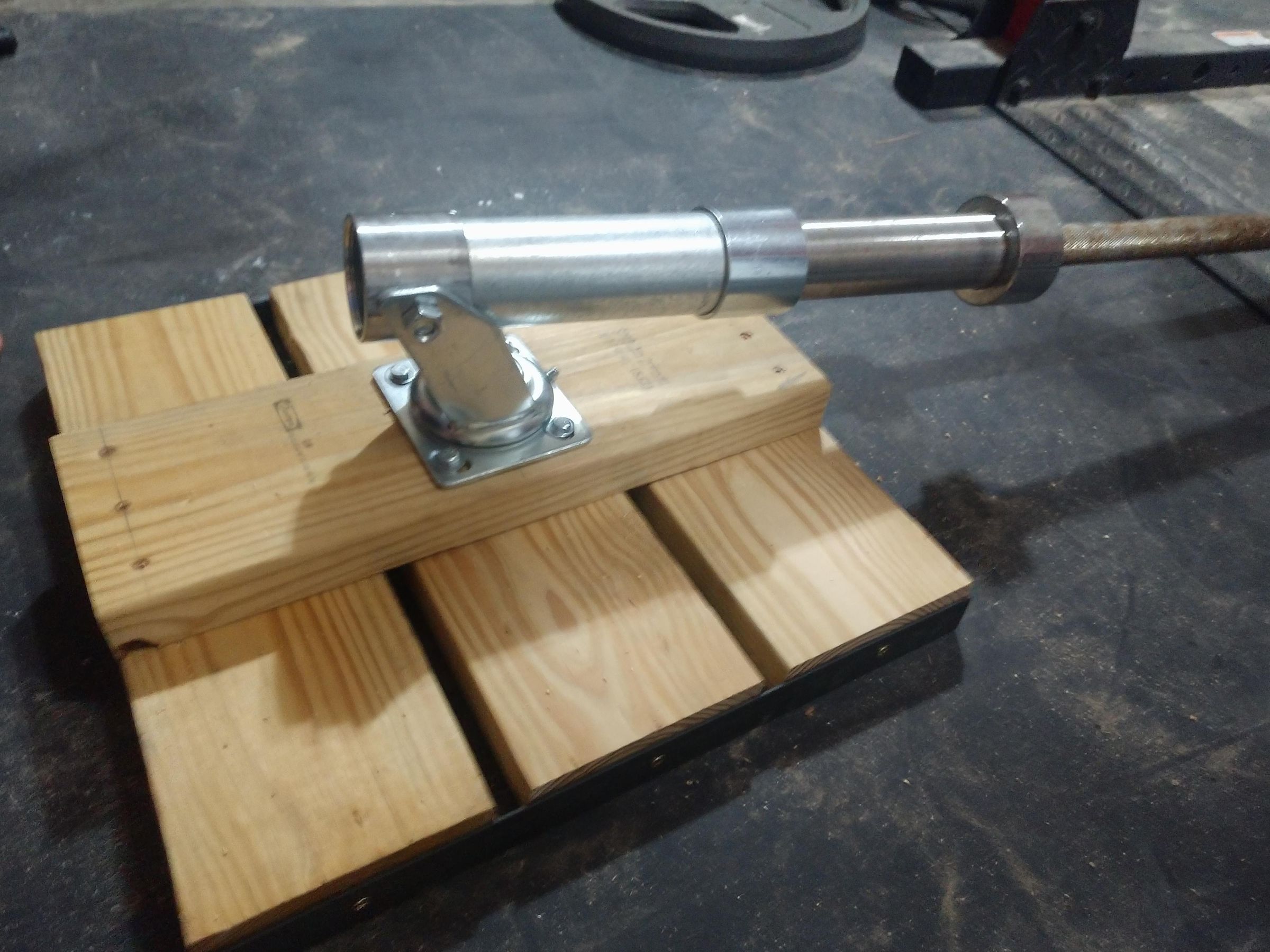 Weight Lifting Landmine : 10 Steps - Instructables