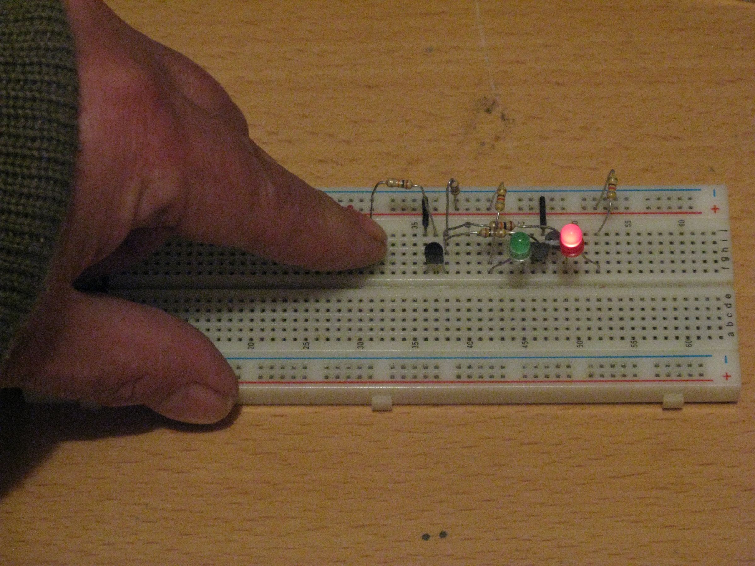 Dual Logic Transistor Gates : 10 Steps - Instructables