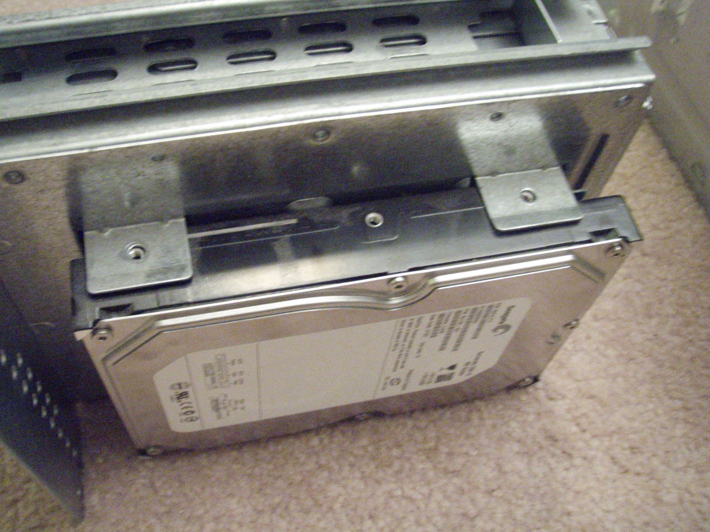 How to Disassemble a Computer : 16 Steps (with Pictures) - Instructables