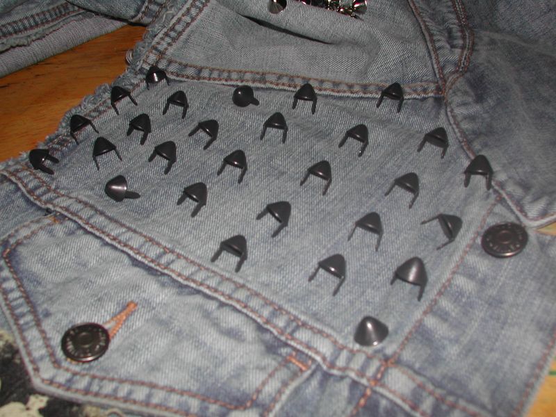How to Add Studs to Clothing : 5 Steps - Instructables
