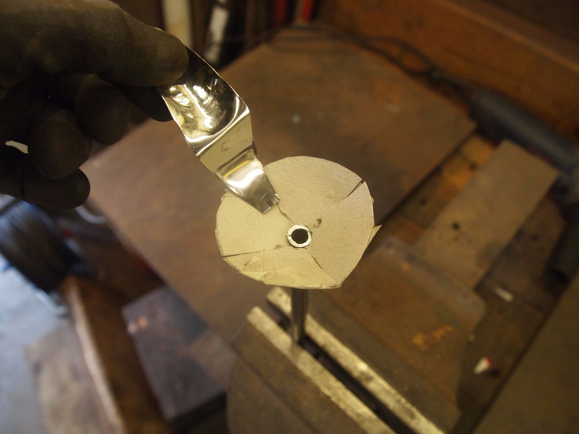 Metal Flower Lamp : 6 Steps (with Pictures) - Instructables