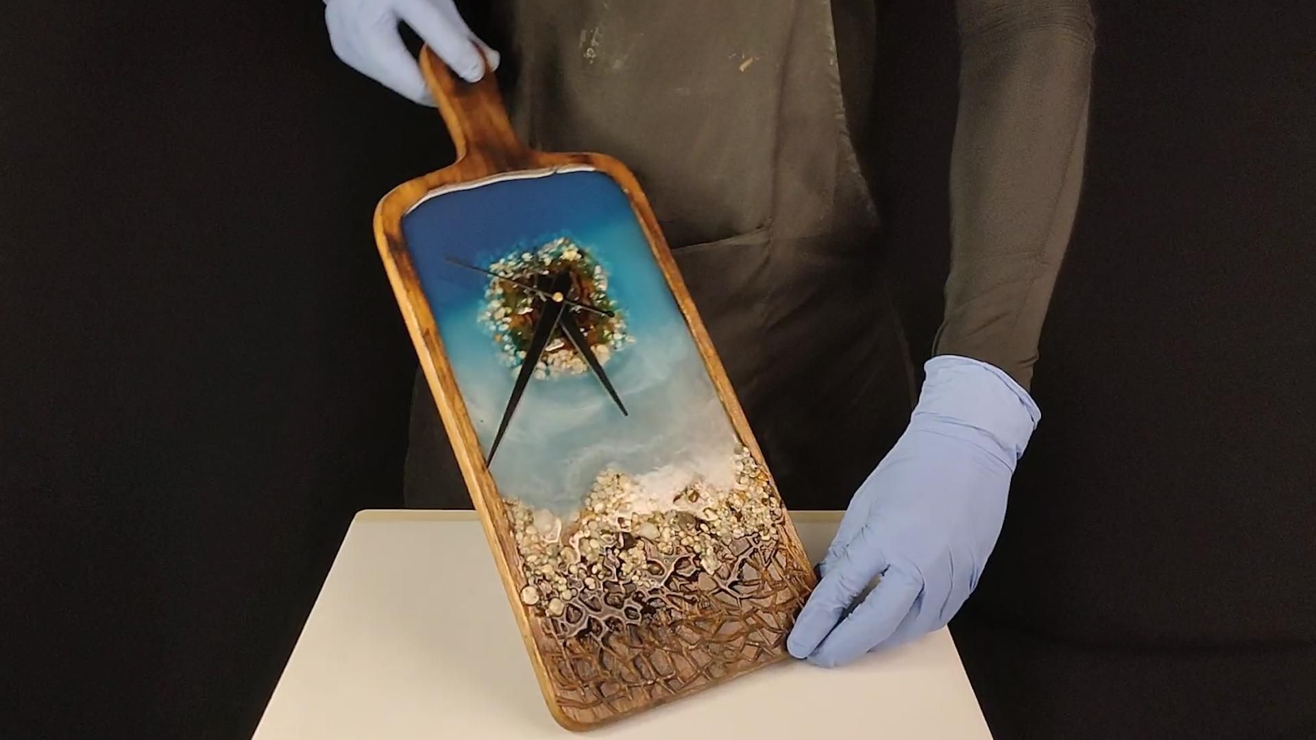 DIY Epoxy Clock: a Chopping Board Clock With a Blue Ocean! : 5 Steps ...