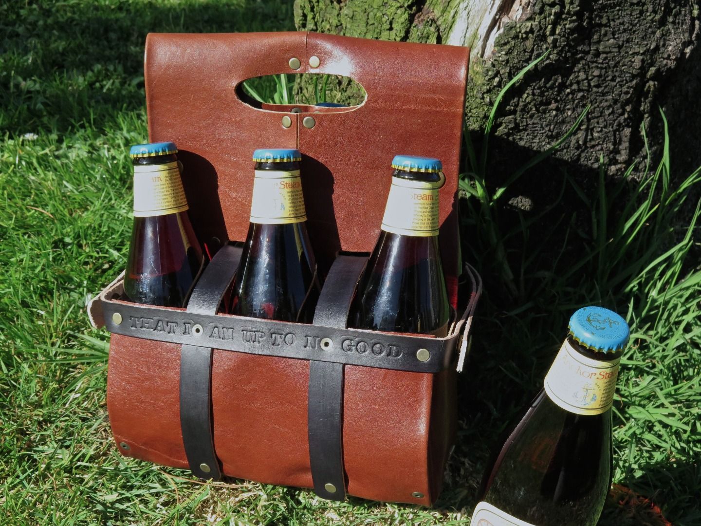 Leather Beer & Wine Carrier : 15 Steps (with Pictures) - Instructables