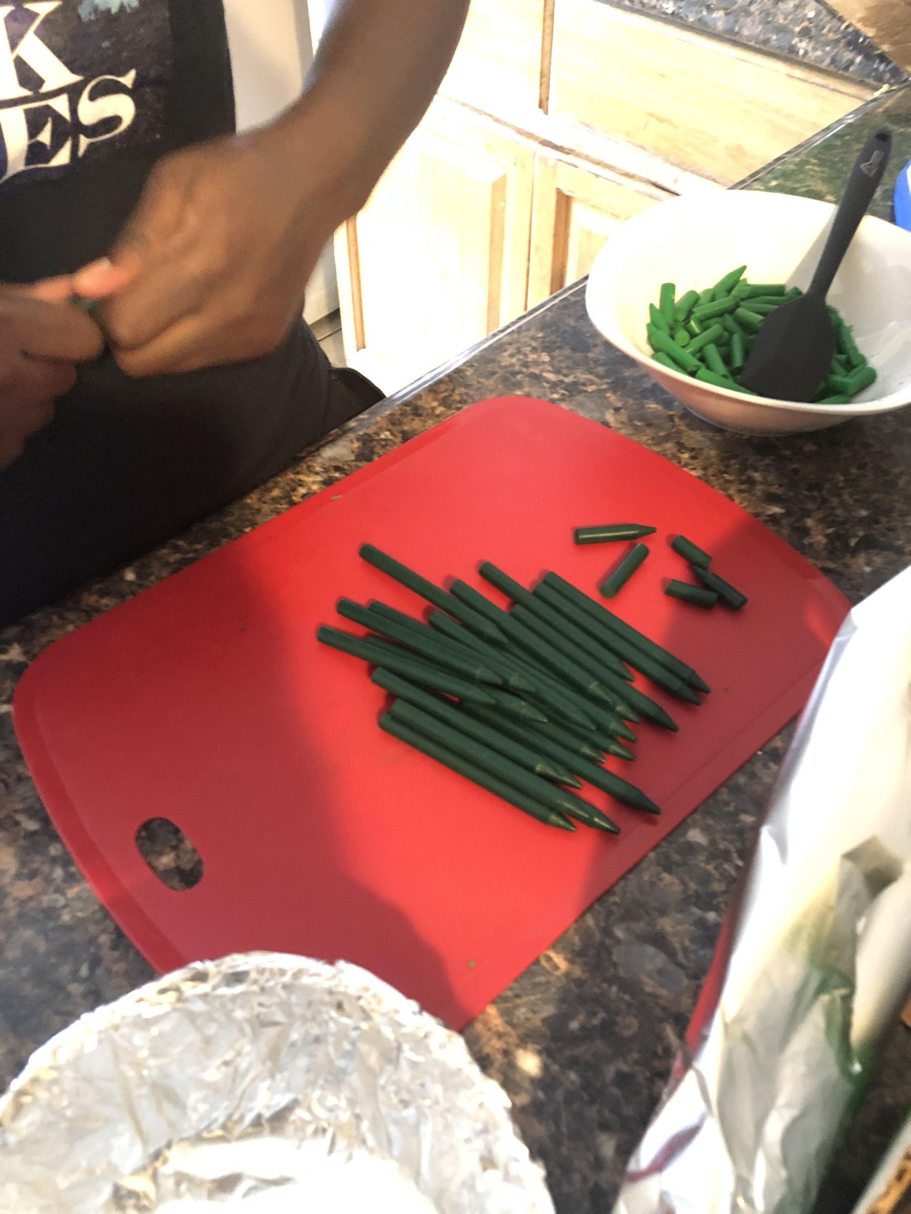 CYOS: Tea Tree Scented Jumbo Crayon Fun Box : 12 Steps - Instructables