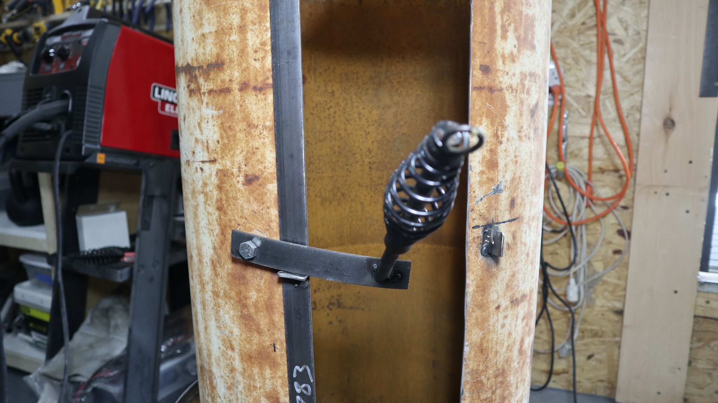 100 Lb Propane Tank Smoker Build : 10 Steps (with Pictures) - Instructables