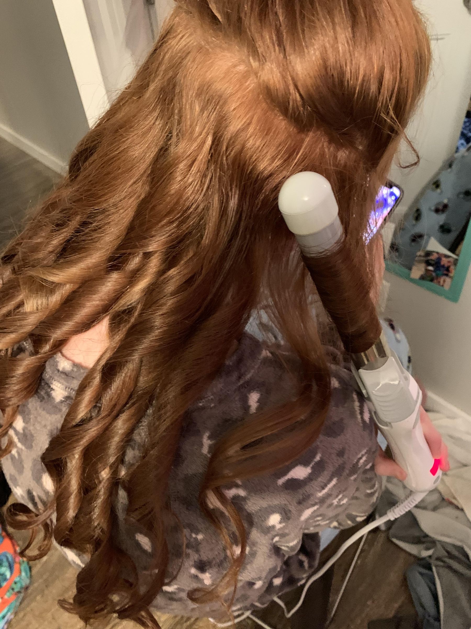 How to Curl Hair With a Beach Waver. : 10 Steps - Instructables