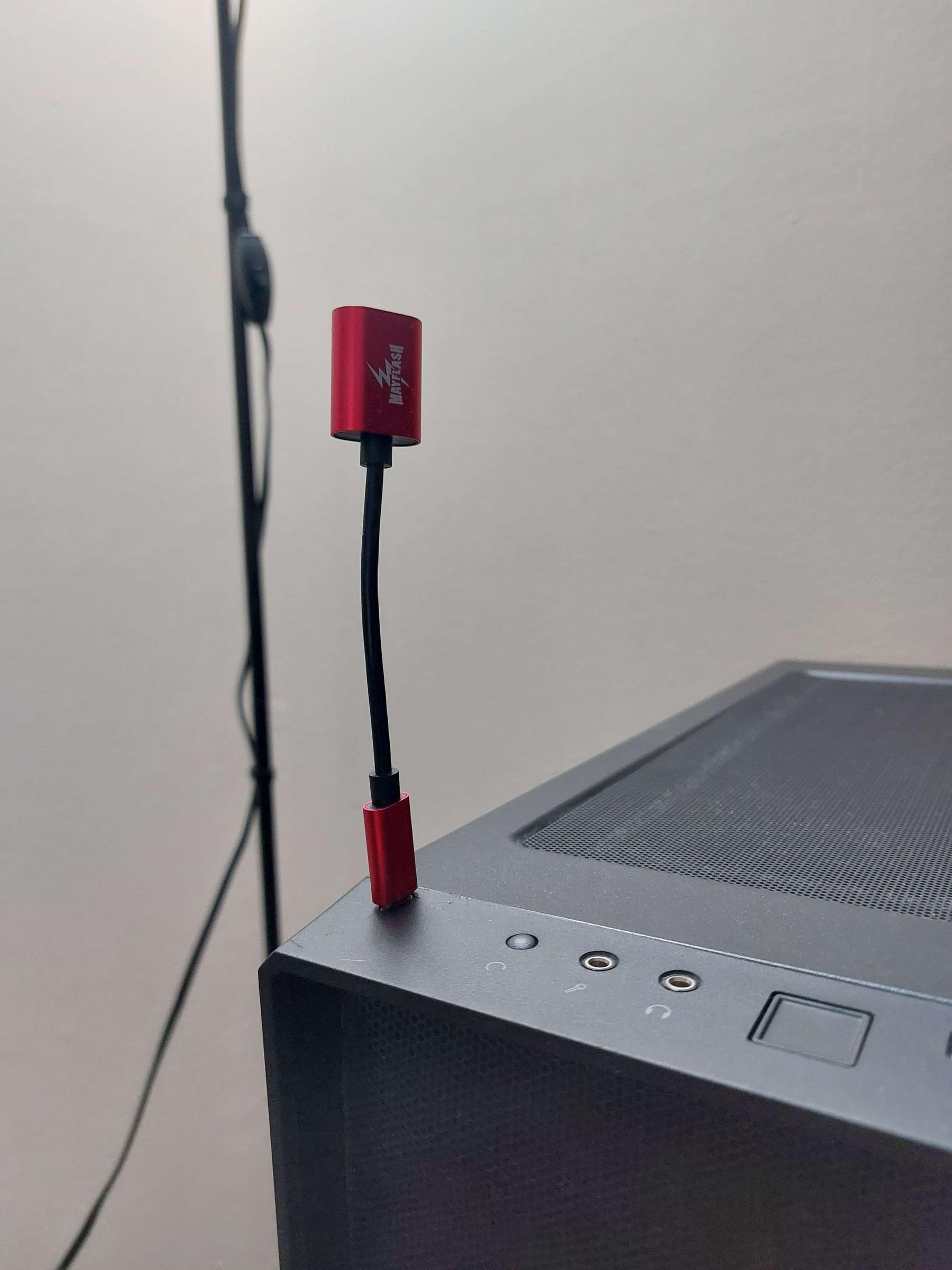 USB C Header Mod for Fractal Design Meshify C Mini : 6 Steps ...