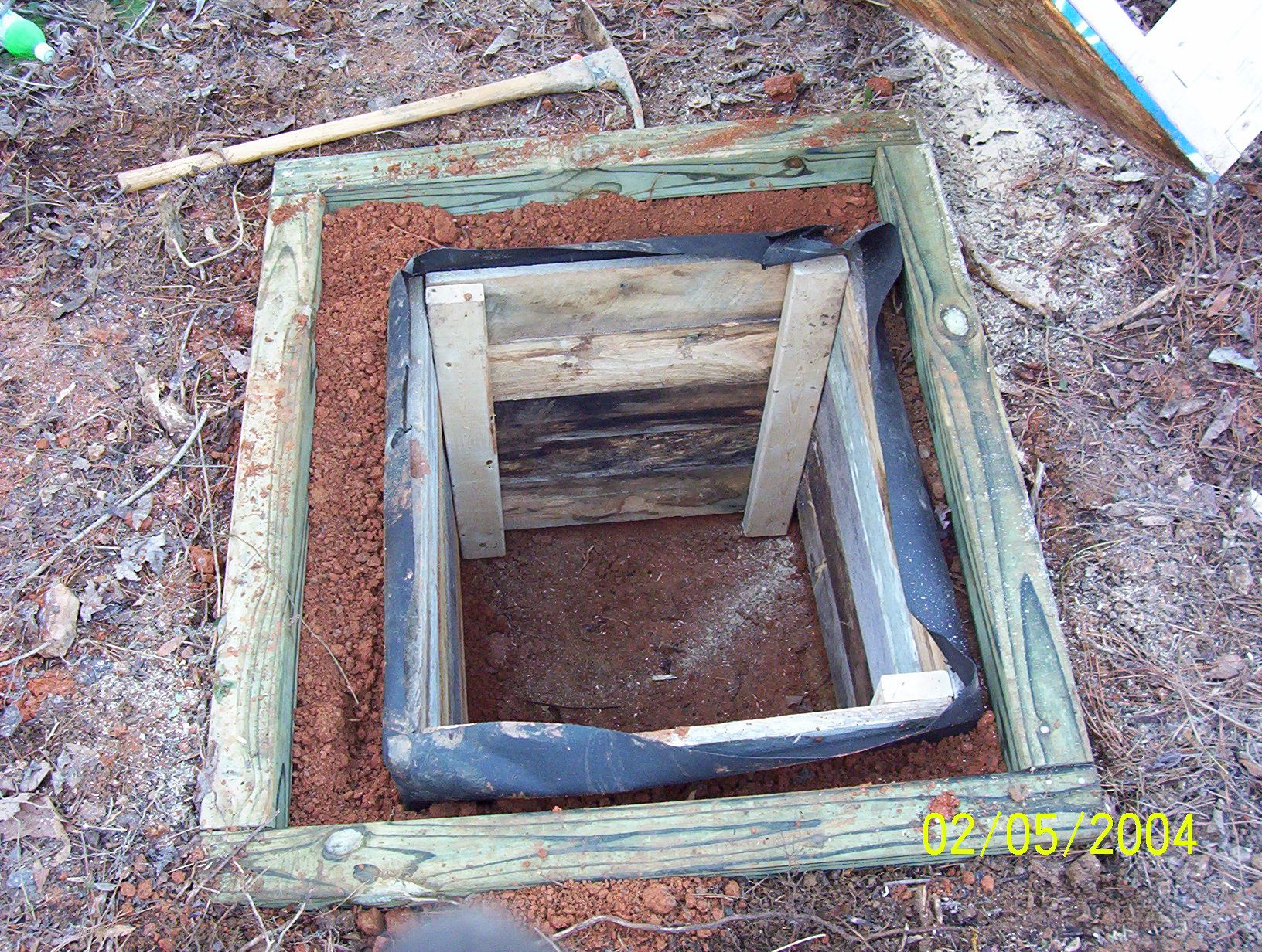 Outhouse : 3 Steps - Instructables