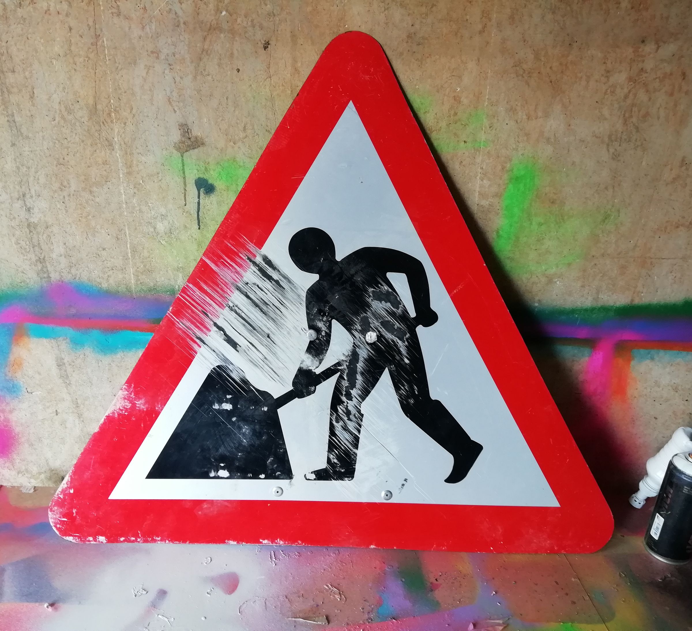 Road Sign Table : 4 Steps (with Pictures) - Instructables