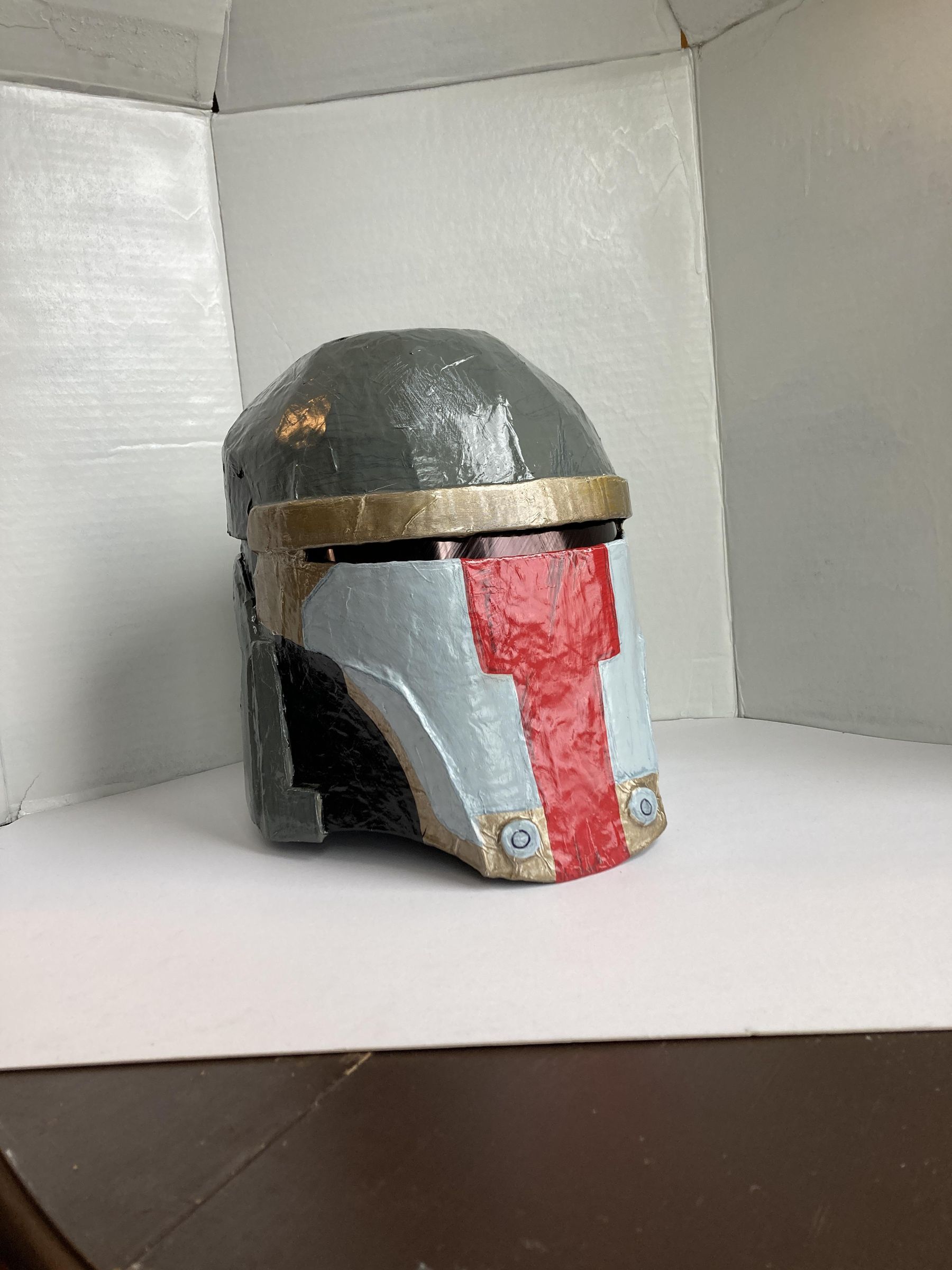 How to Make a Cardboard Helmet : 6 Steps (with Pictures) - Instructables