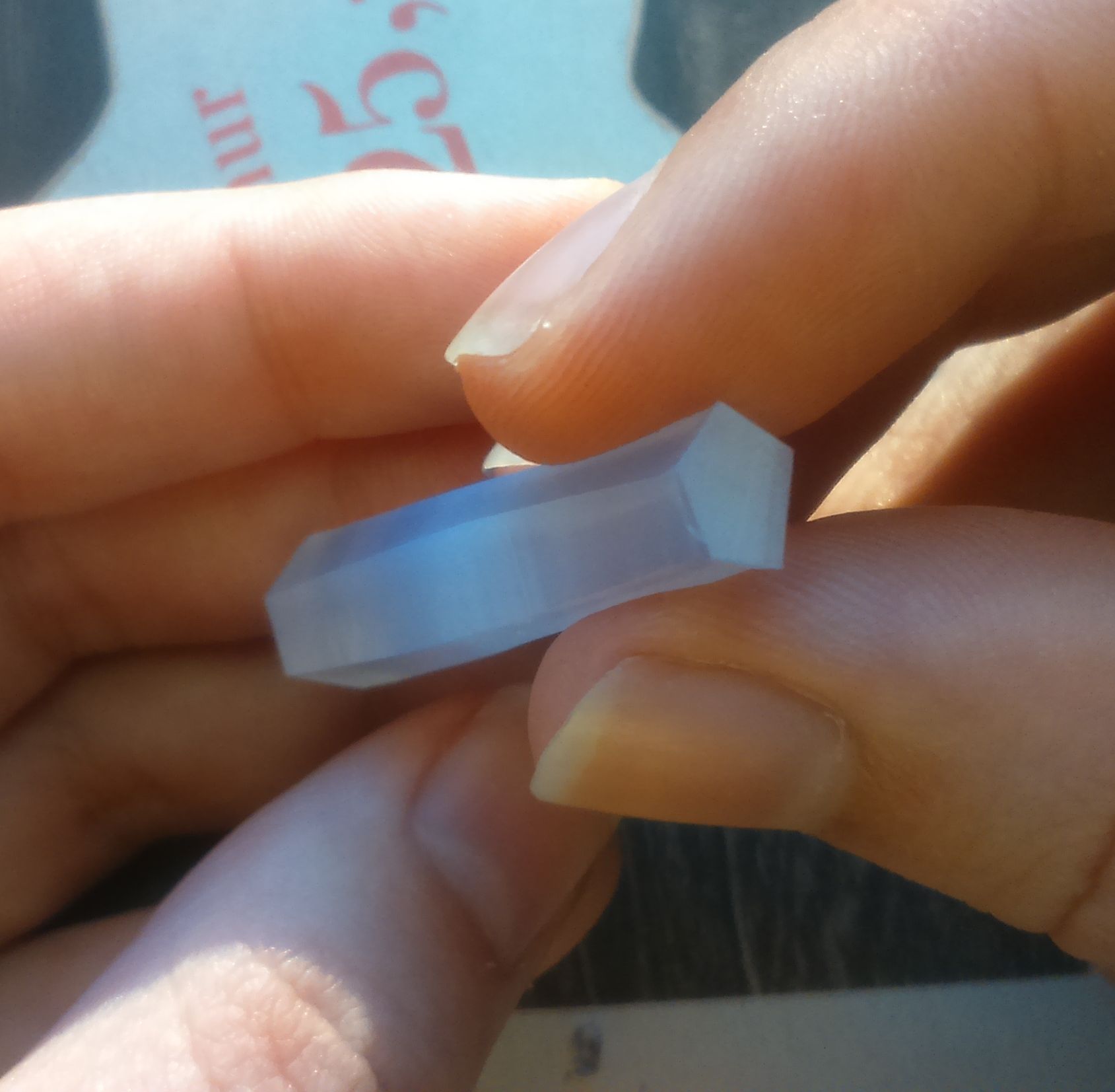 Hot Glue Stick Crystals! : 4 Steps (with Pictures) - Instructables