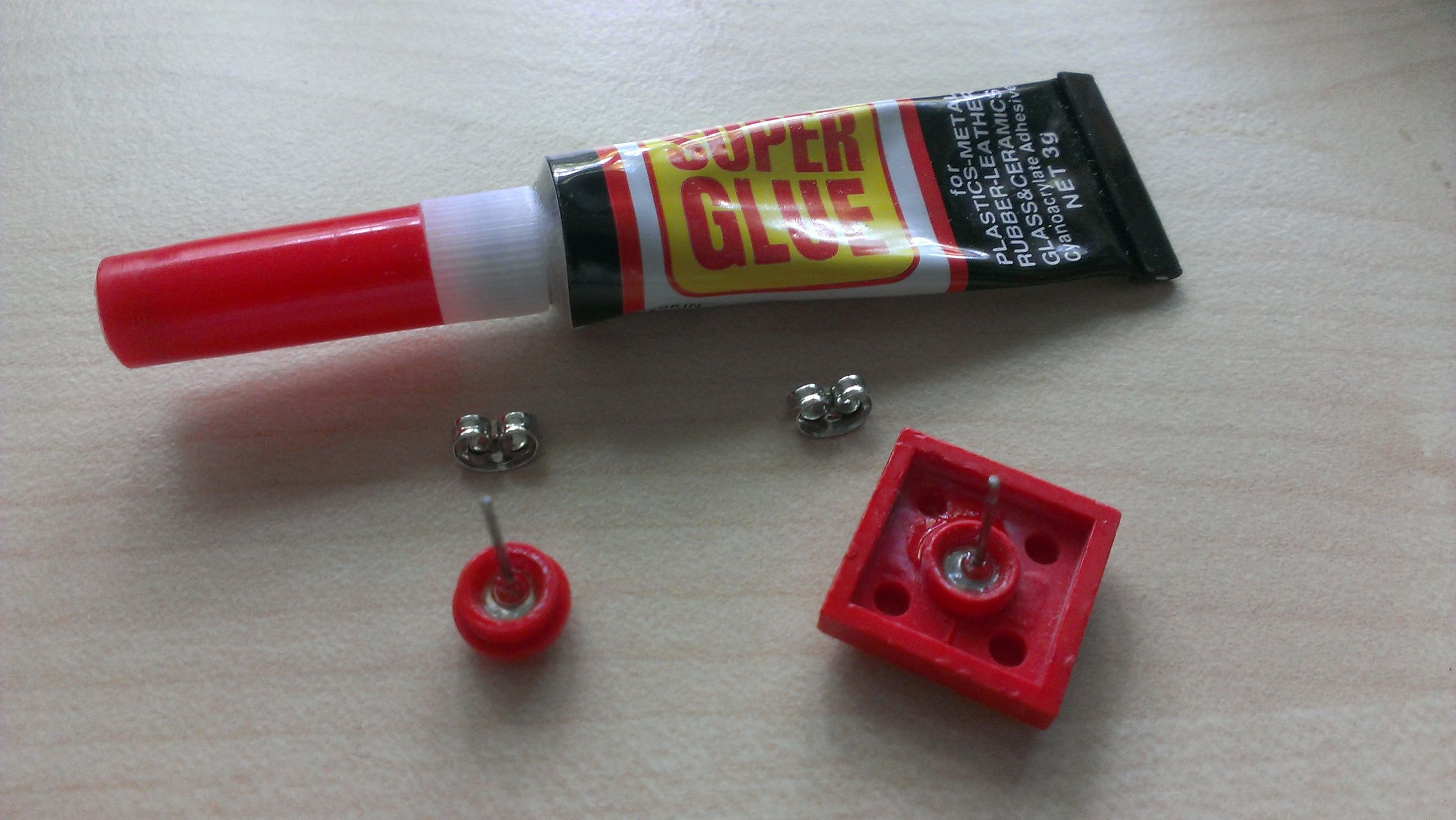 Mini LEGO Ear Studs : 3 Steps (with Pictures) - Instructables