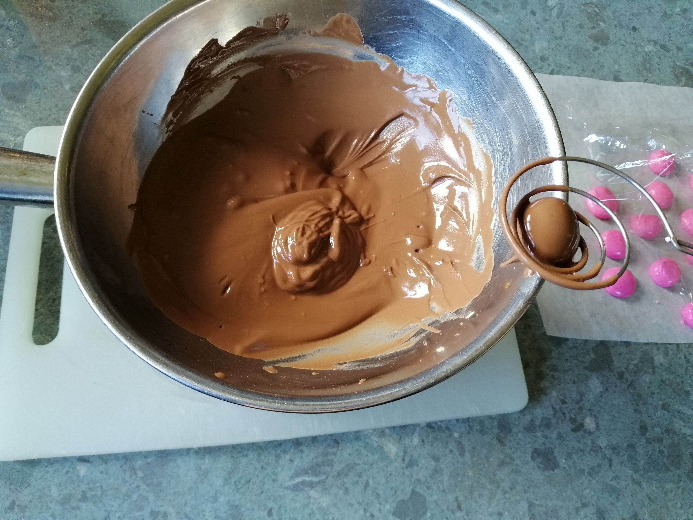 Chocolate Covered Fondants : 11 Steps (with Pictures) - Instructables