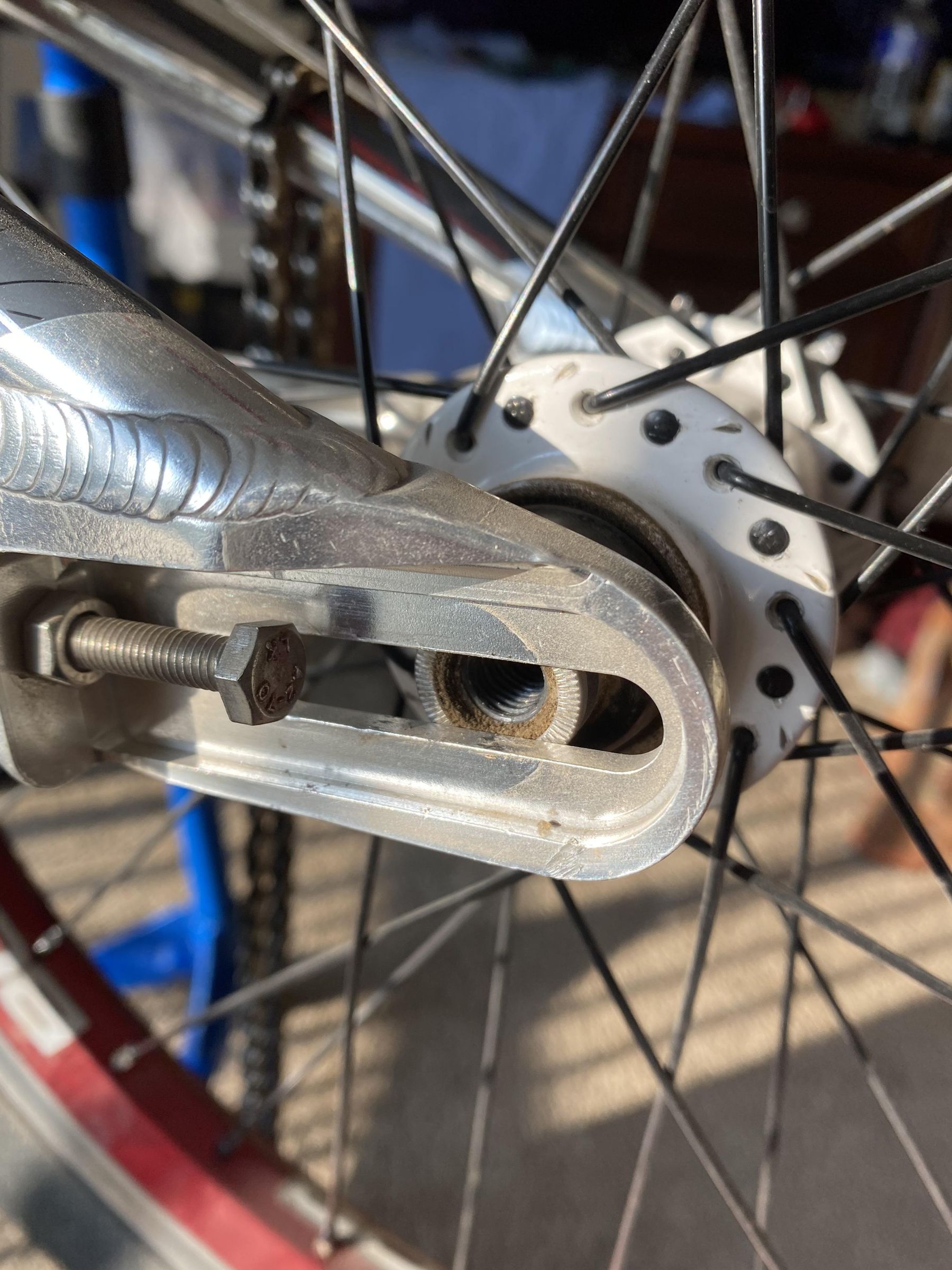 How to Disassemble a BMX Bike : 10 Steps - Instructables