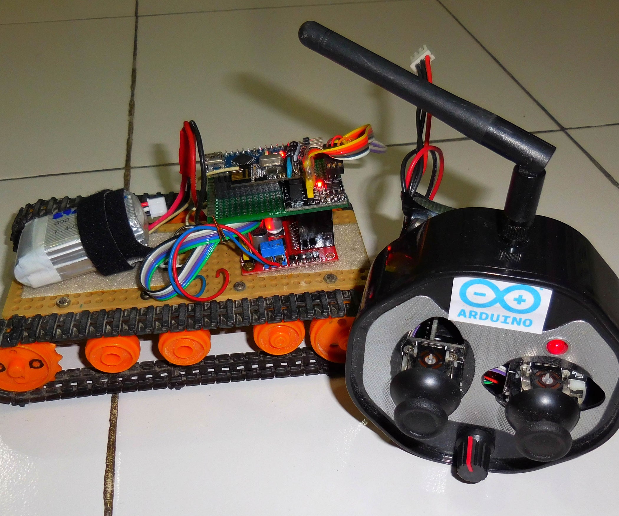 How To Control Tracked Robot Via Joystick Nrf24l01 Module Arduino Part1 Tx 3 Steps With