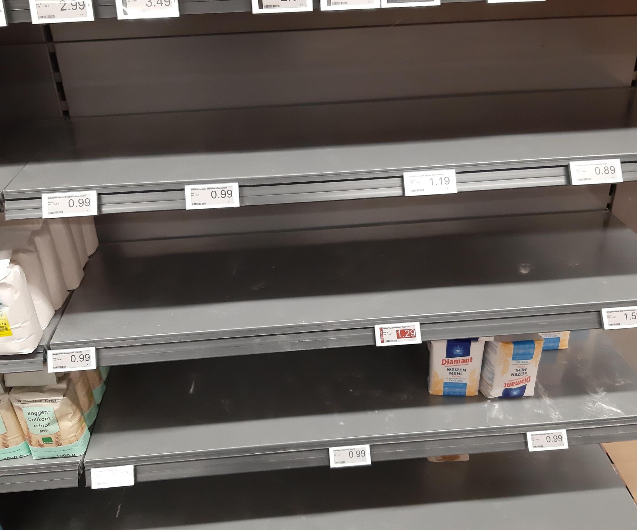 KISS Principle DIY Flour : 4 Steps - Instructables