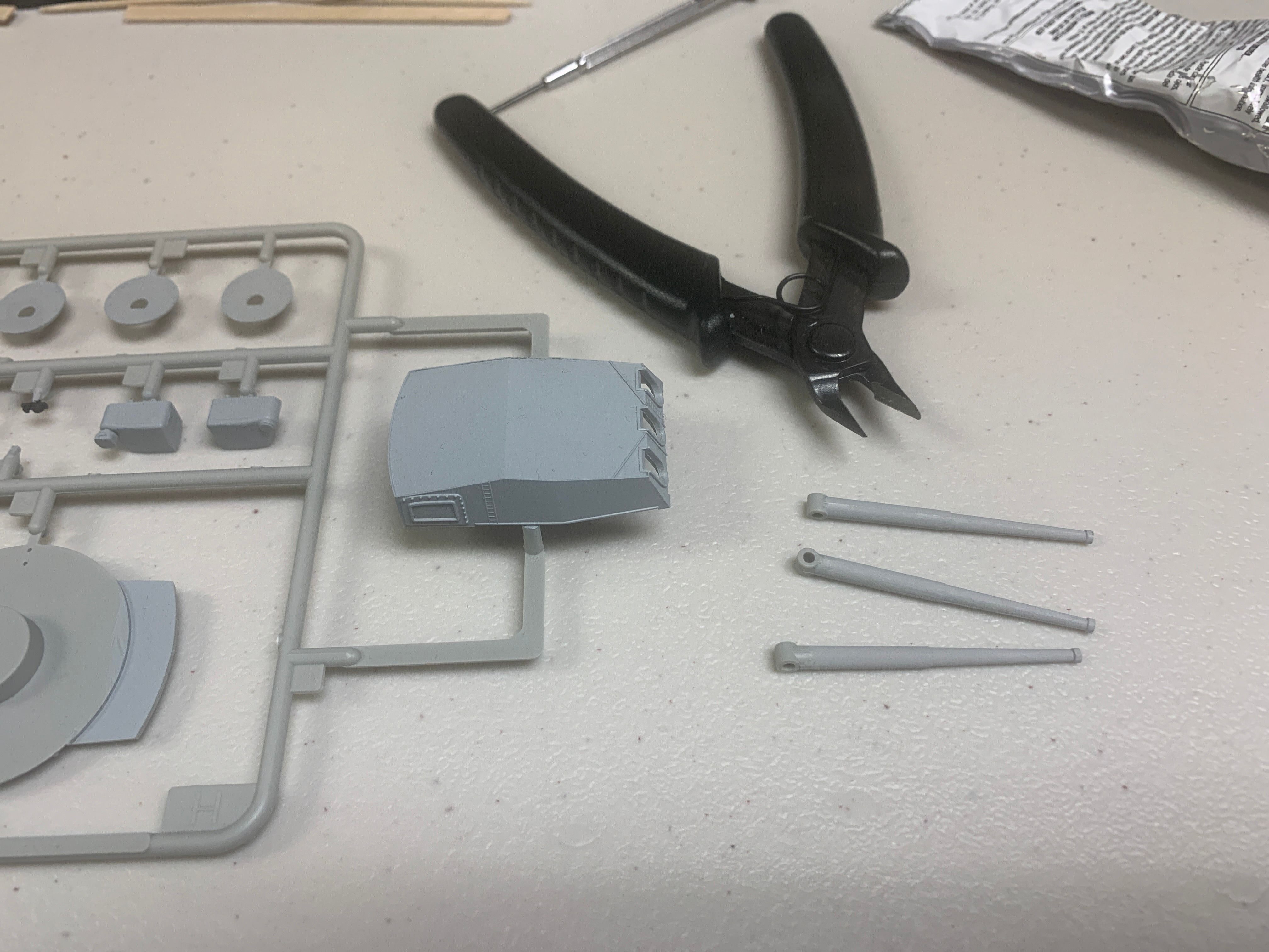 How to Paint and Construct a Scale Model : 7 Steps - Instructables