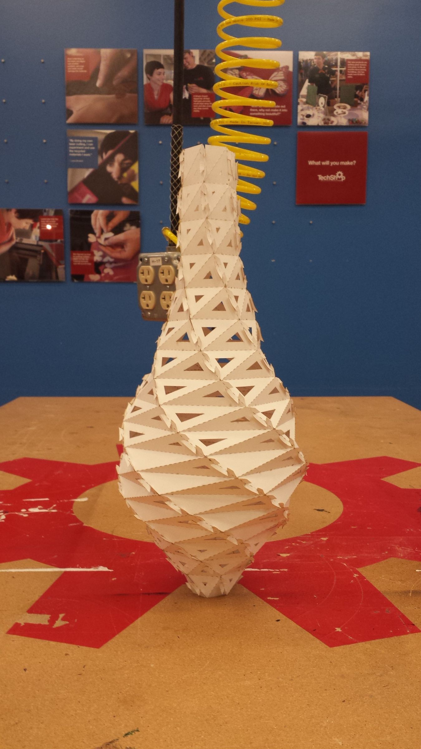 Parametric Twisted Lamp : 8 Steps (with Pictures) - Instructables