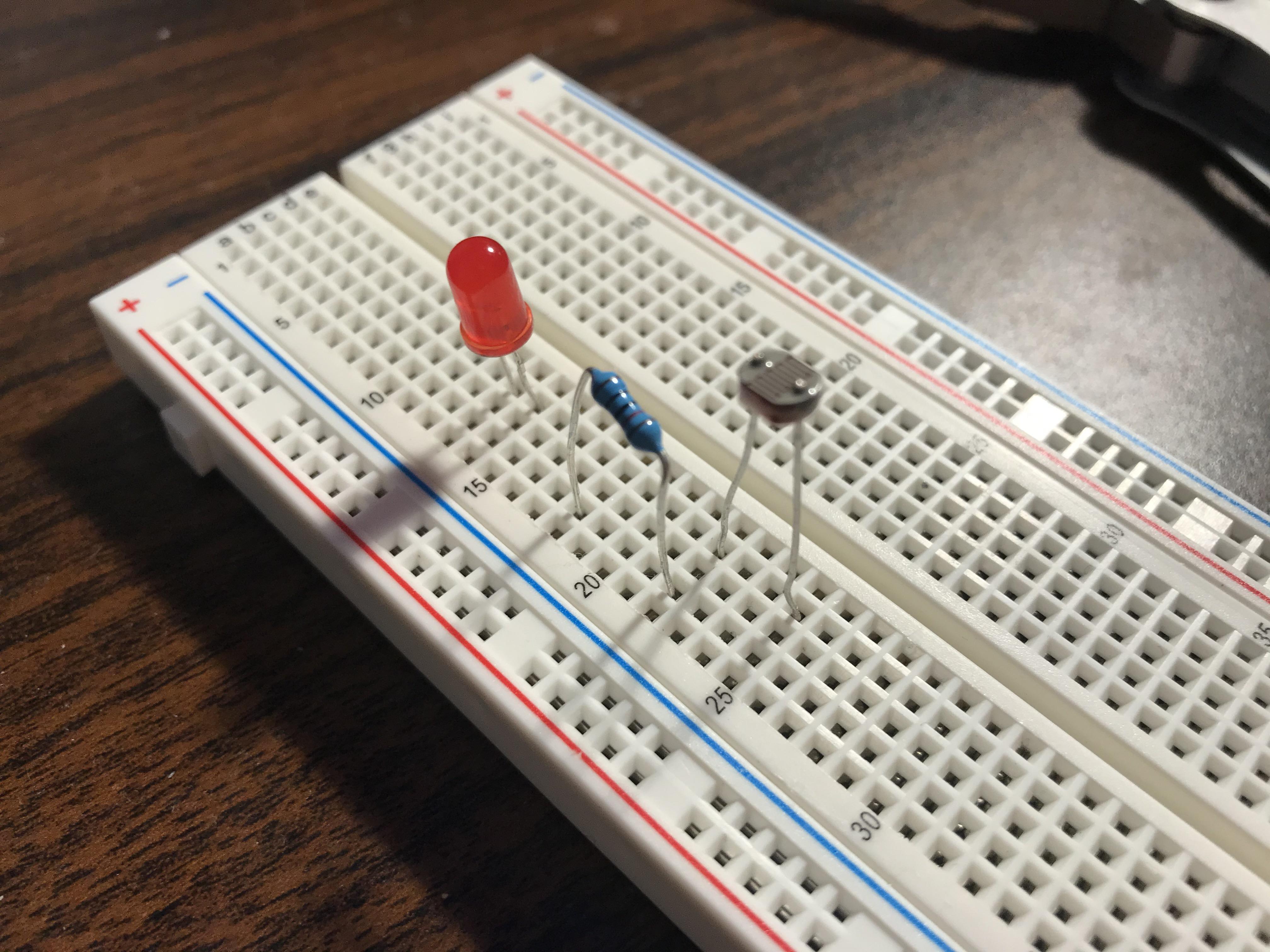 How to Use a Photoresistor to Light an LED With Aurduino : 12 Steps ...