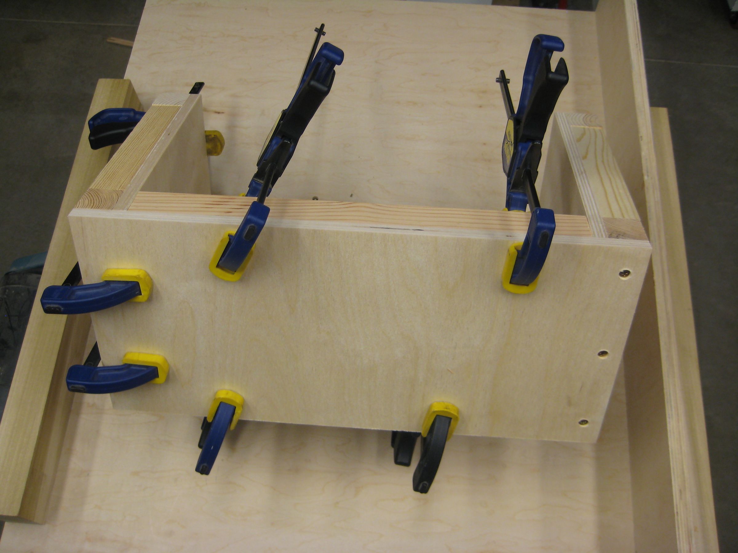 April Fools Screaming Lizard Shipping Container : 10 Steps (with ...