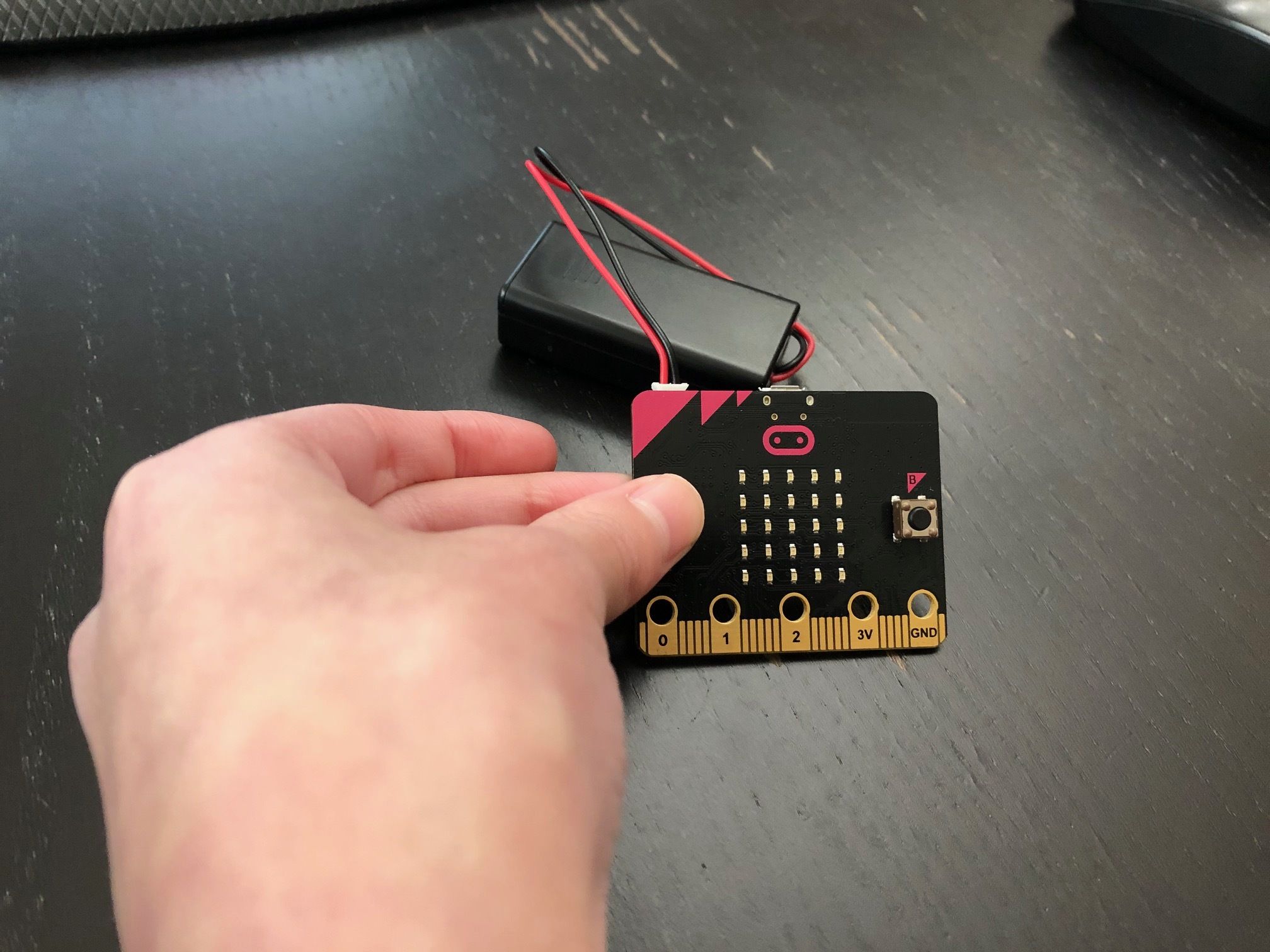 Microbit Magnet : 3 Steps - Instructables