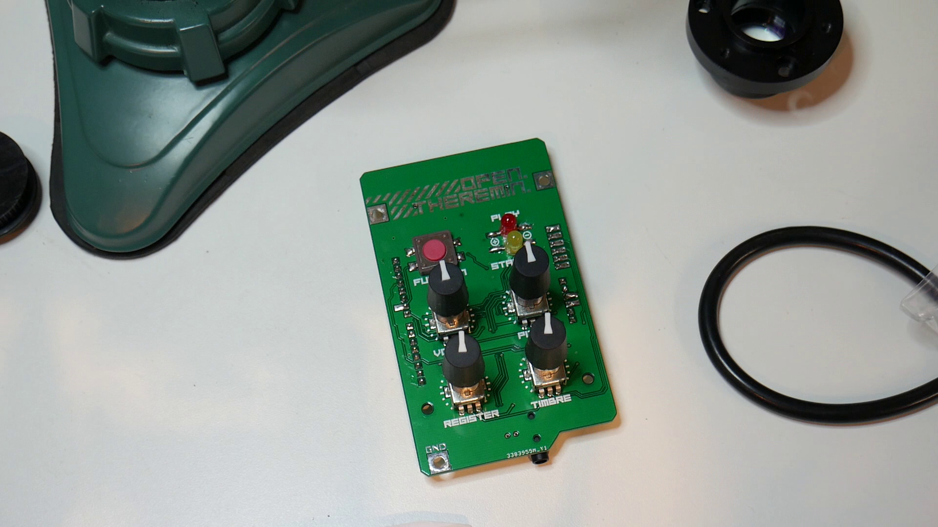Open Theremin From Scratch: Building a PCB From Open Source Plans : 8 ...