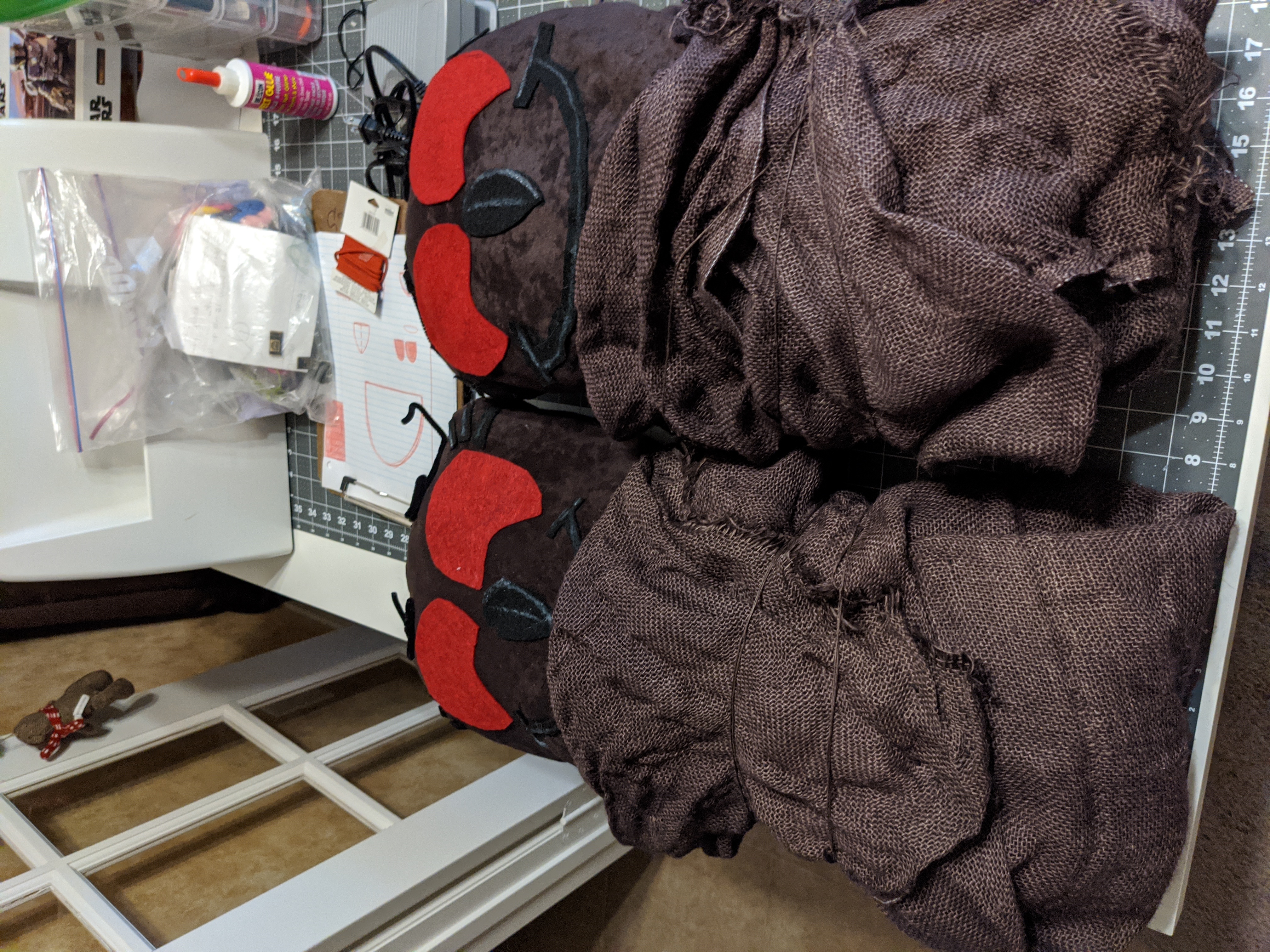 Mothman Plushie Fallout 76 : 5 Steps - Instructables