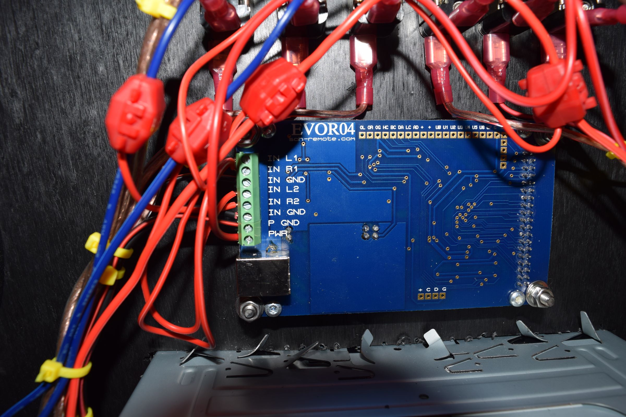 DIY Boombox With Car Stereo Head Unit : 9 Steps - Instructables
