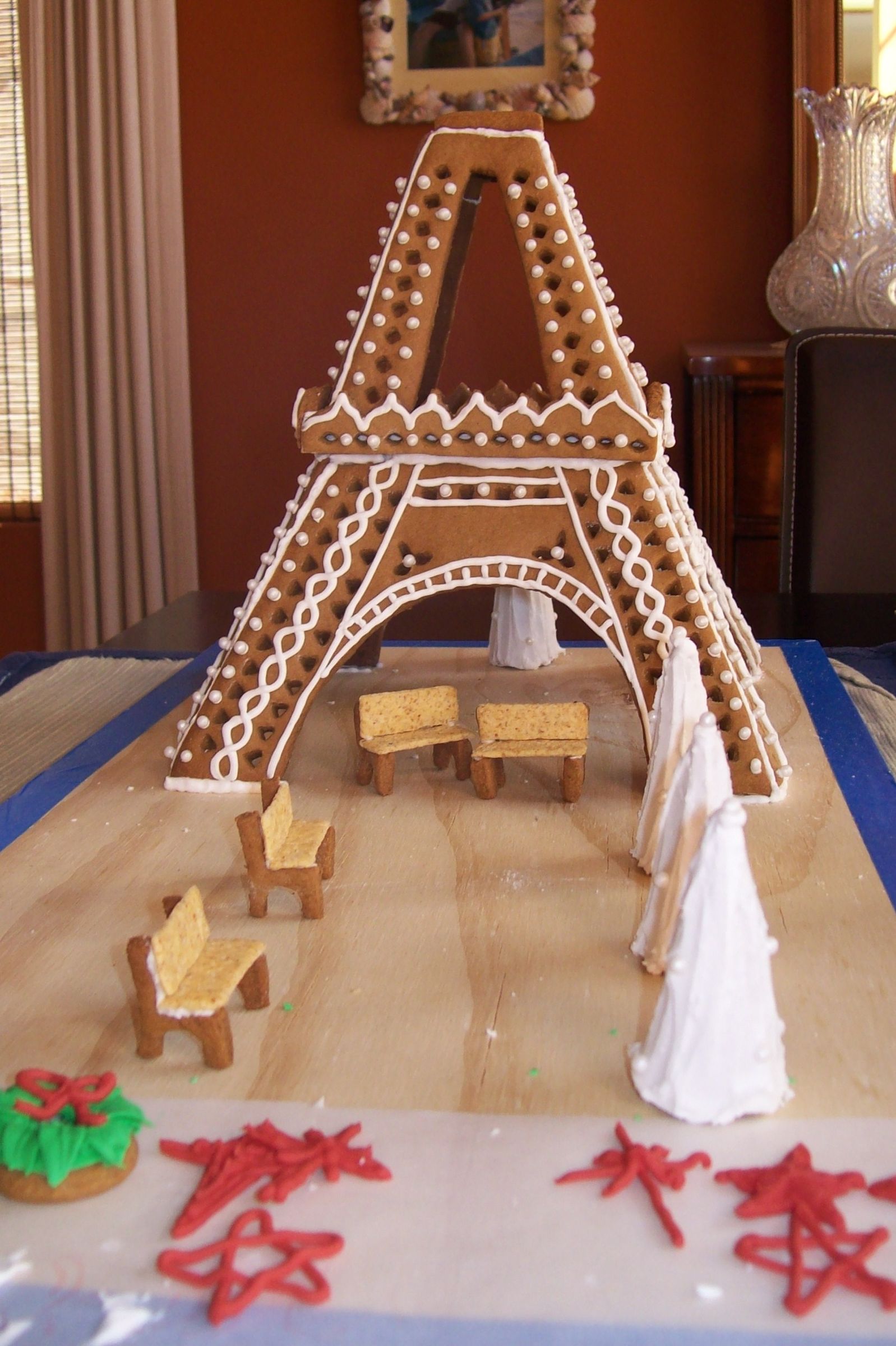 Eiffel Tower in Gingerbread (with Pictures) - Instructables