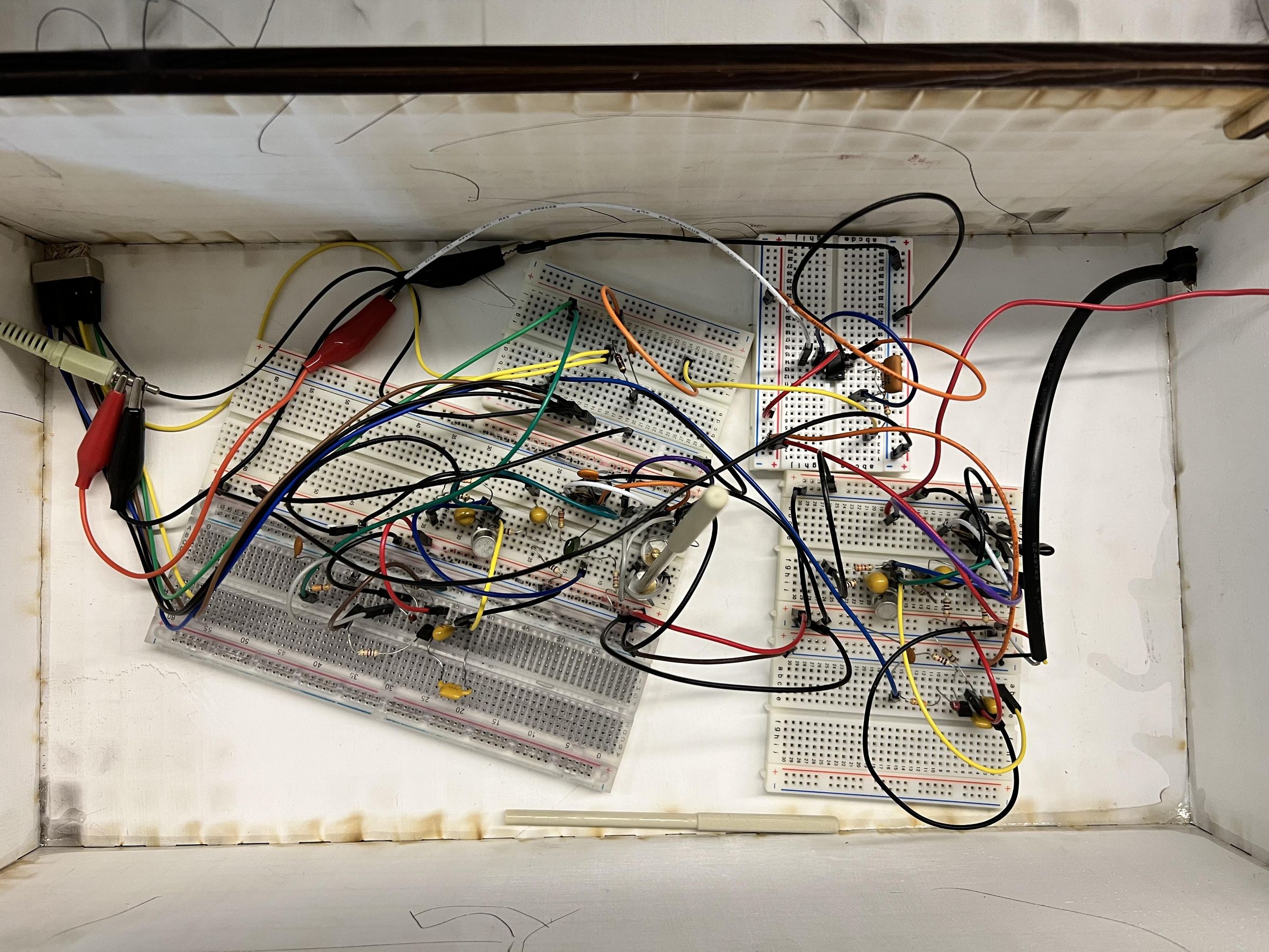 Analog Theremin : 4 Steps - Instructables