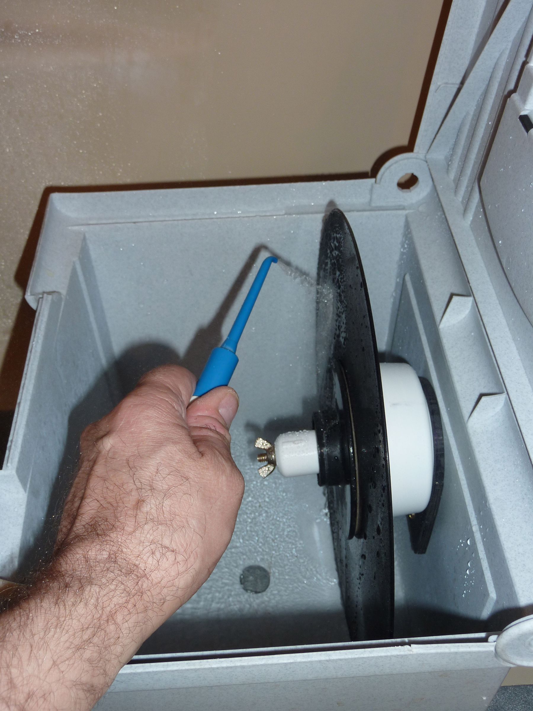 Power Wash Your Vinyl Records : 3 Steps (with Pictures) - Instructables